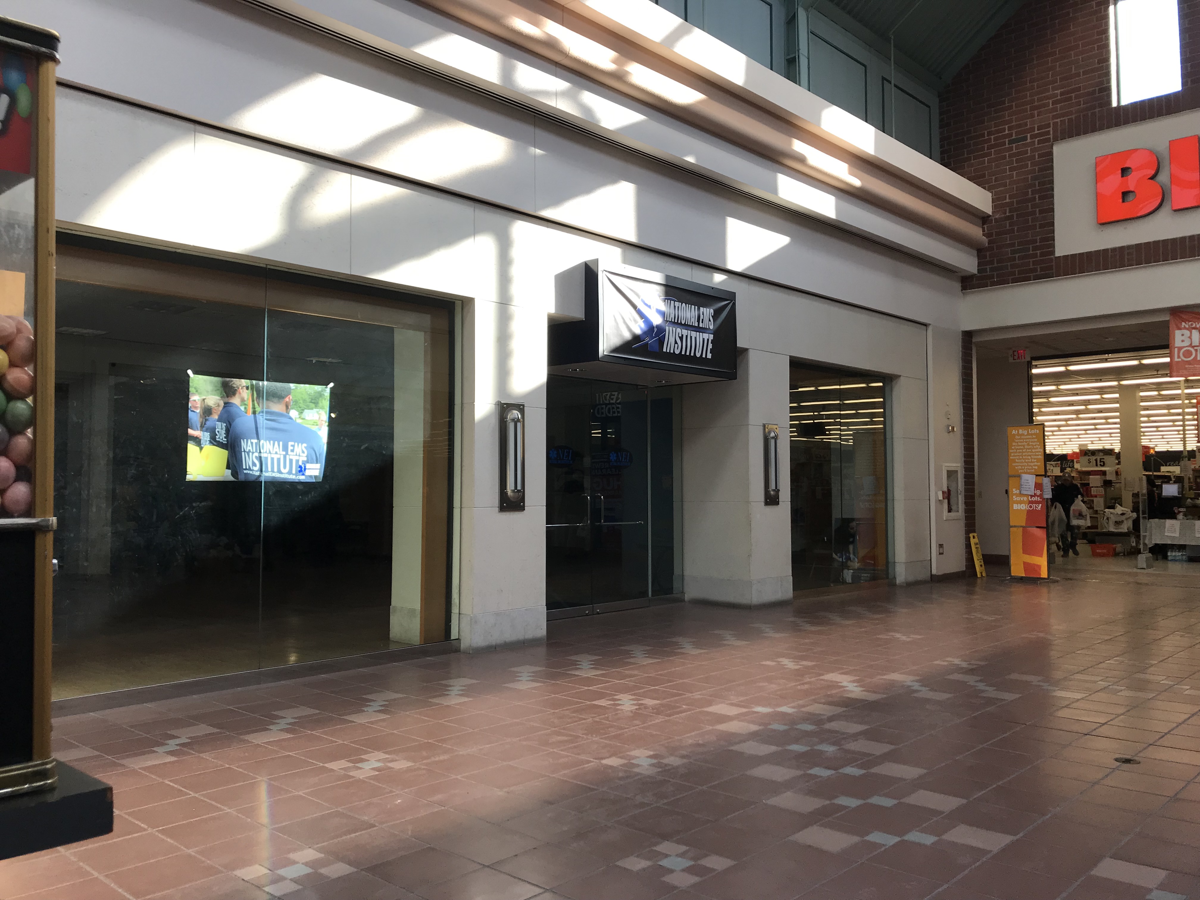 Inside the Greendale Mall in Worcester - masslive.com