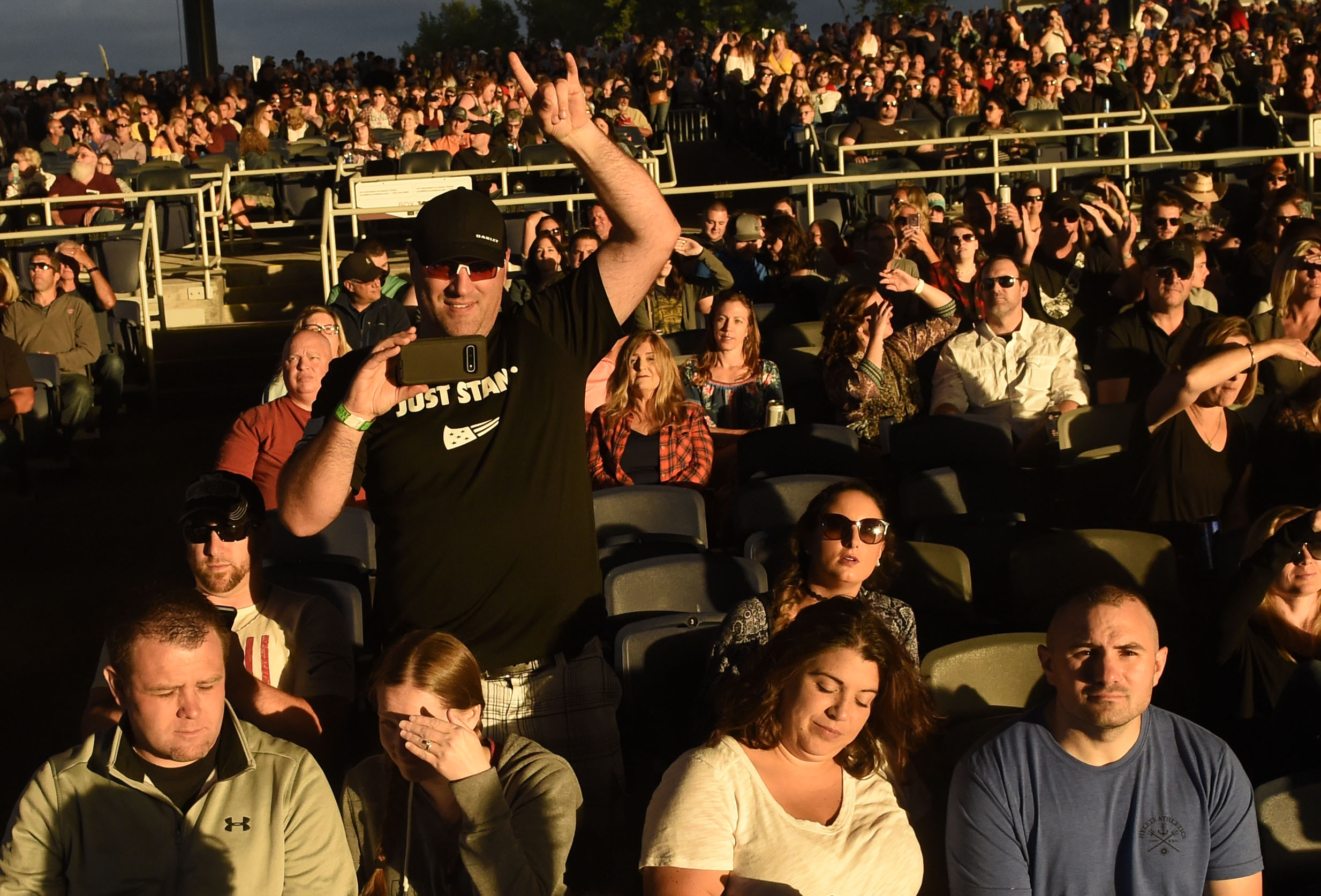 Dierks Bentley at Lakeview Amphitheater: Did we catch you in the crowd ...