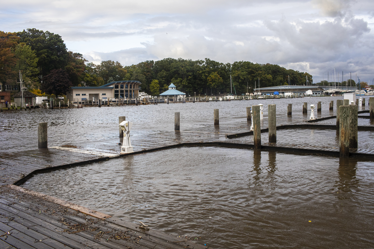 Strong waves flood South Haven channel - mlive.com