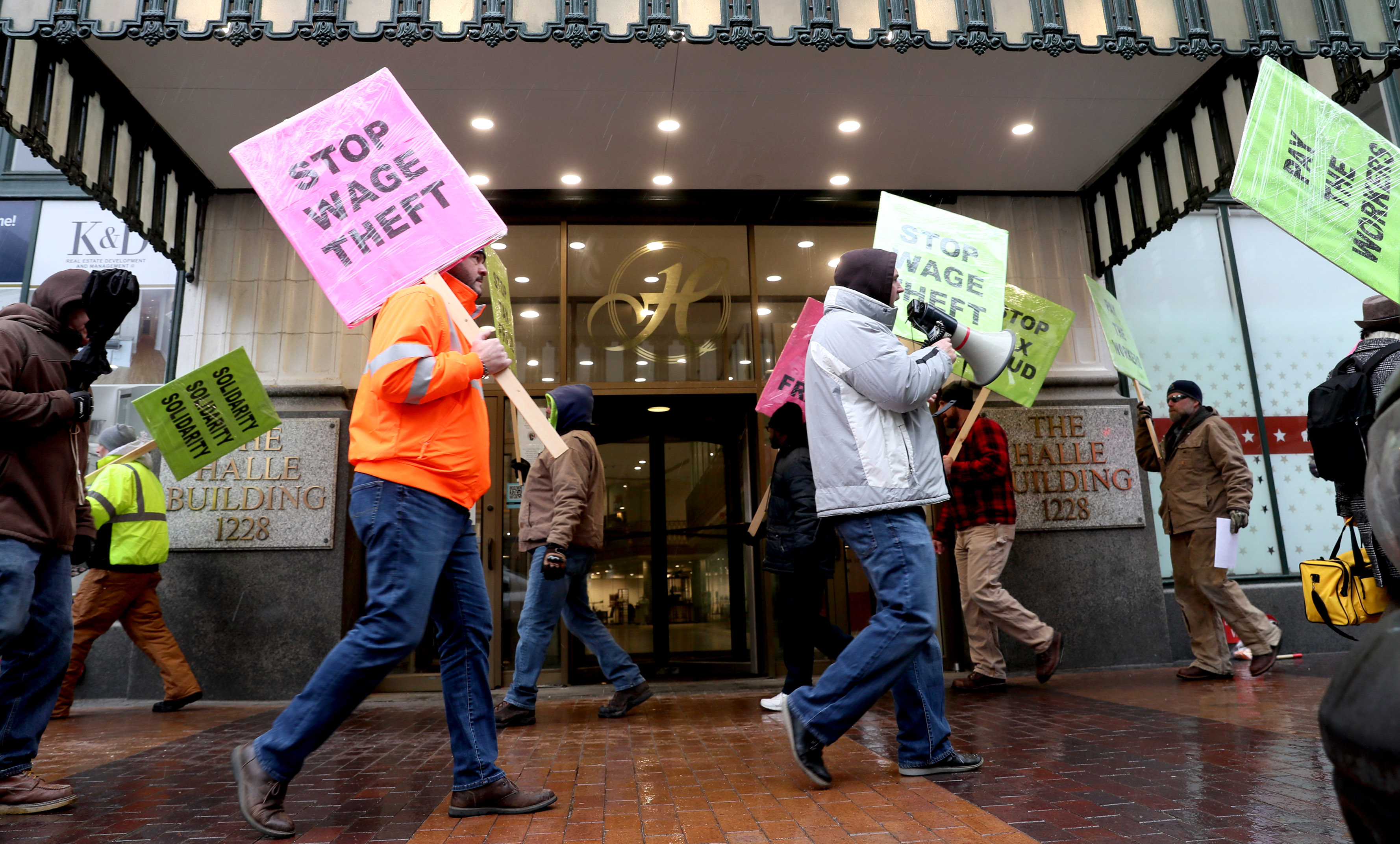 Protest over claims of unpaid construction work - cleveland.com