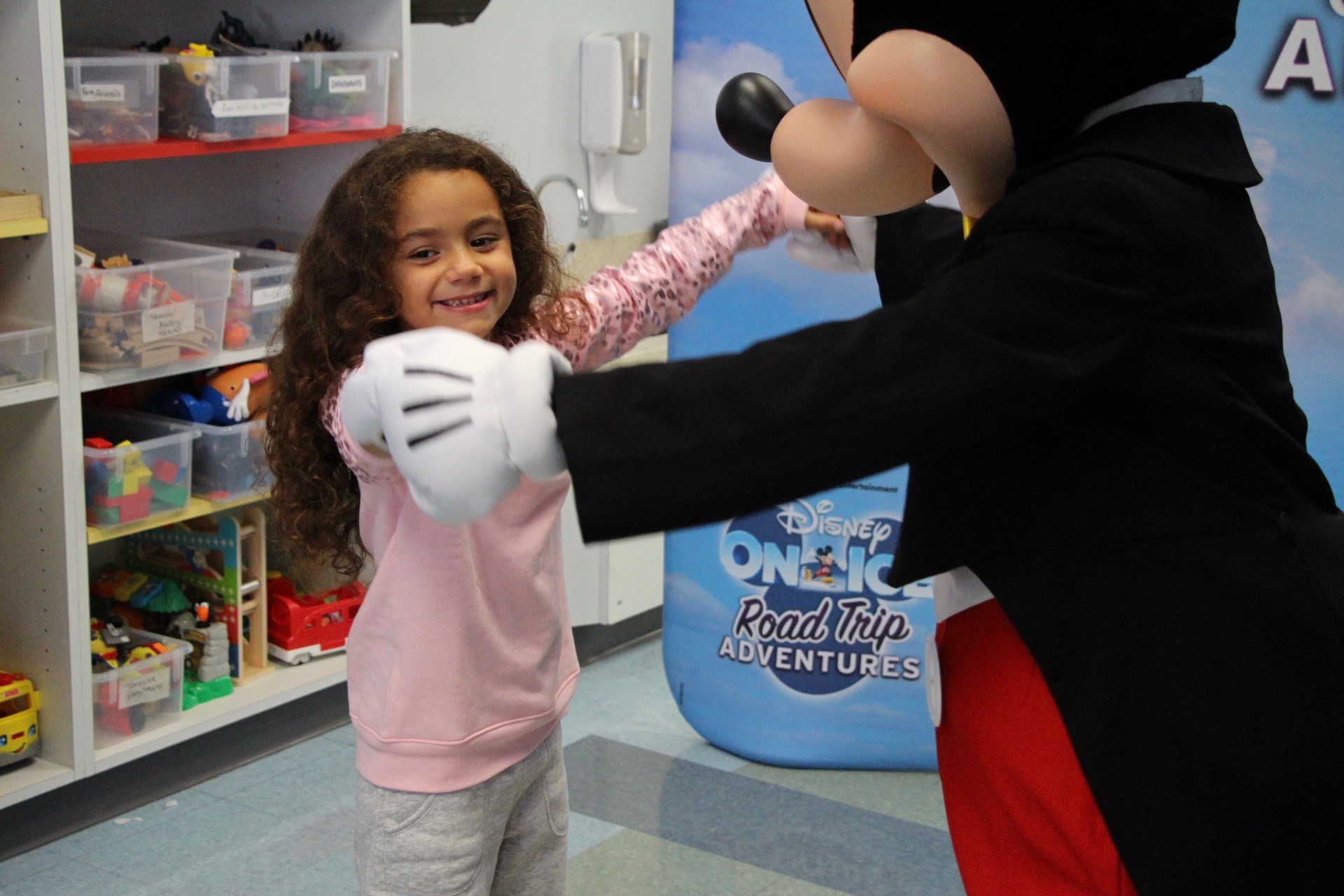 'Disney on Ice' stars, including Mickey Mouse, pay a visit to UMass ...