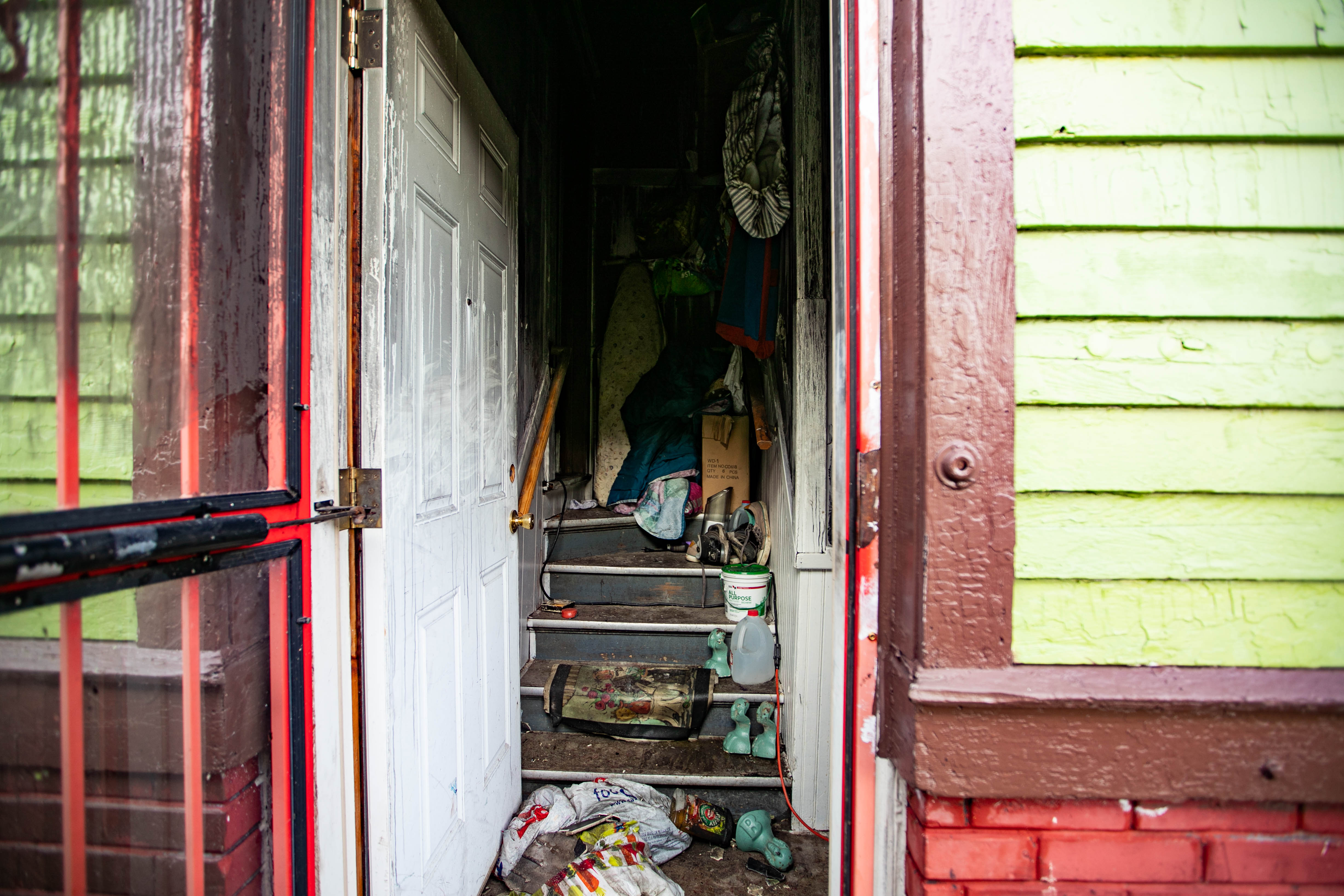 House fire strikes front porch early in the morning - mlive.com