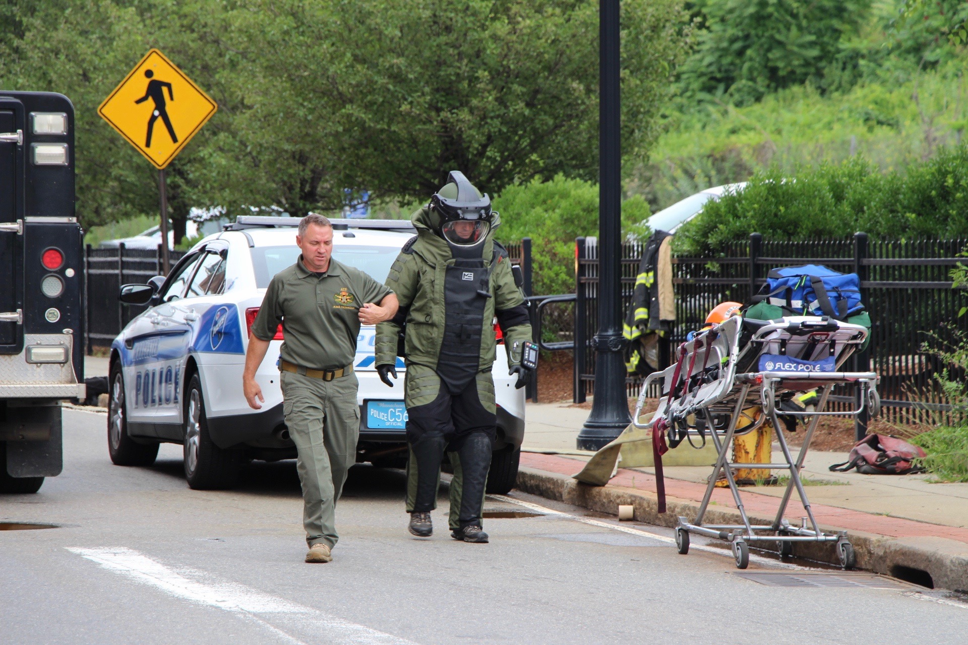 Bomb squad responds to Water Street in Worcester for report of ...