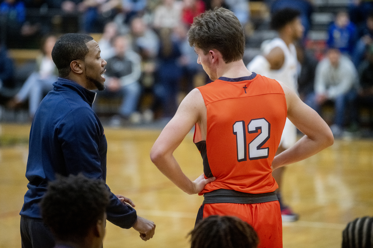 Goodrich boys basketball defeats Flint Powers Catholic 79-52 - mlive.com