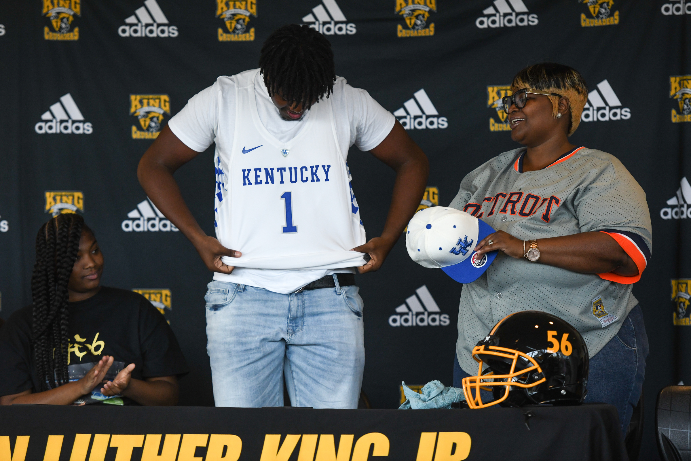 Detroit King's Deondre Buford commits to University of Kentucky - mlive.com