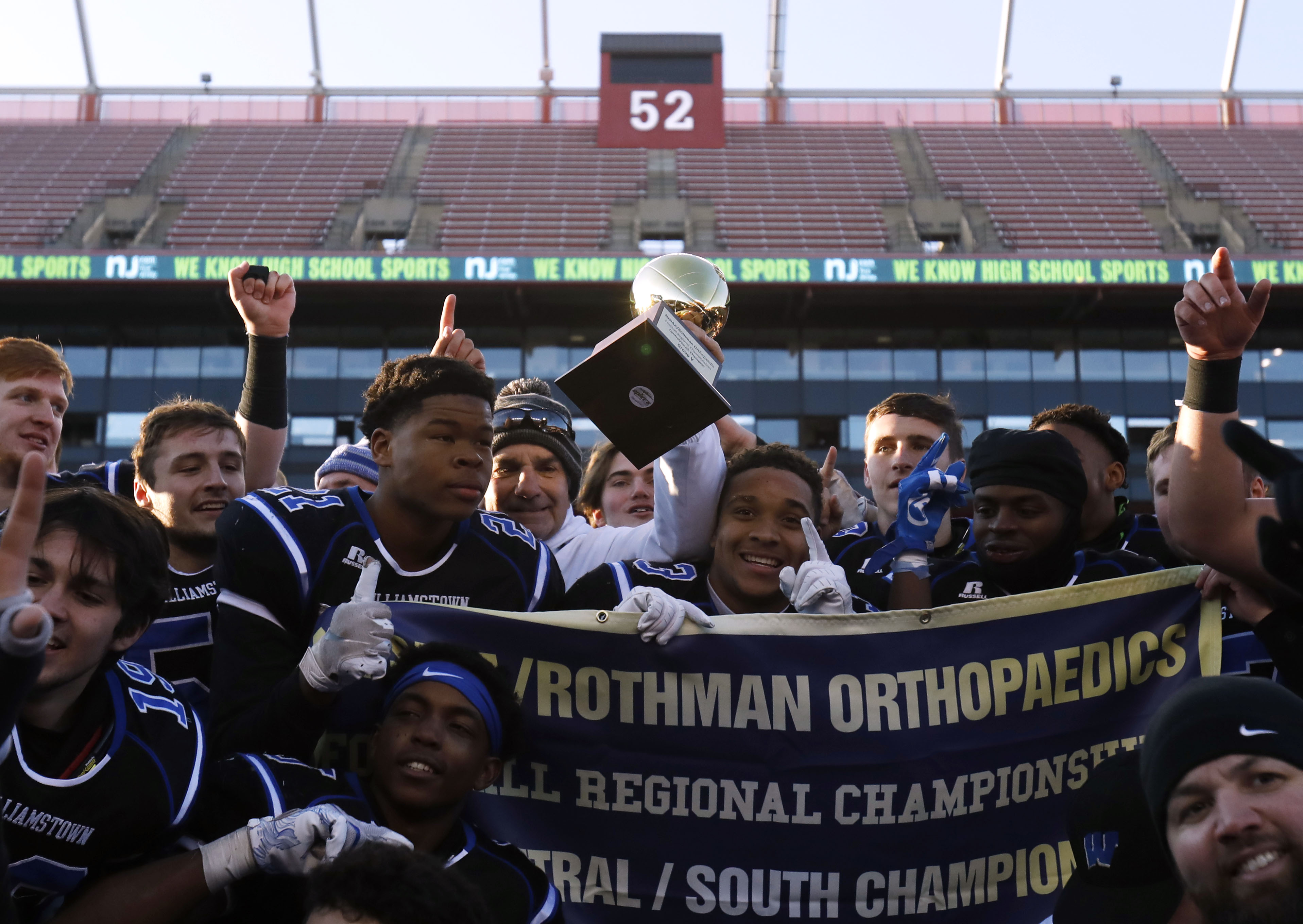 Williamstown defeats Cherokee, 30-14, in NJSIAA Group 5 championship ...