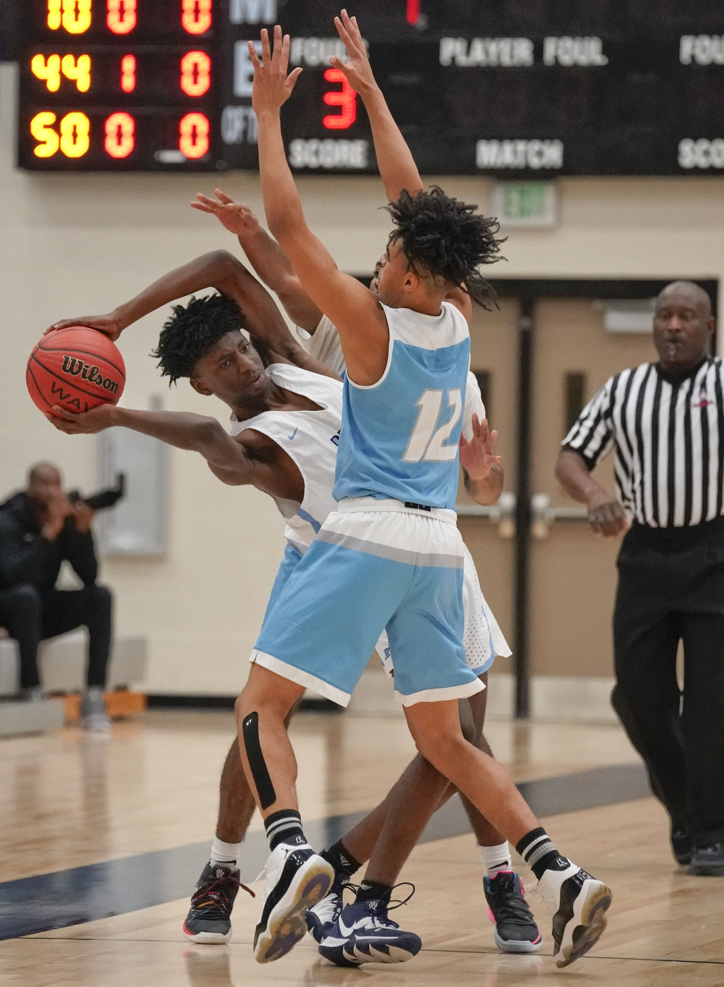 Lee vs. James Clemens basketball 12.3.2019 - al.com