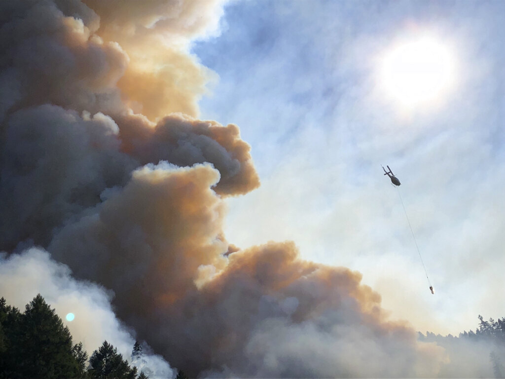 Milepost 97 fire burns in southern Oregon - oregonlive.com