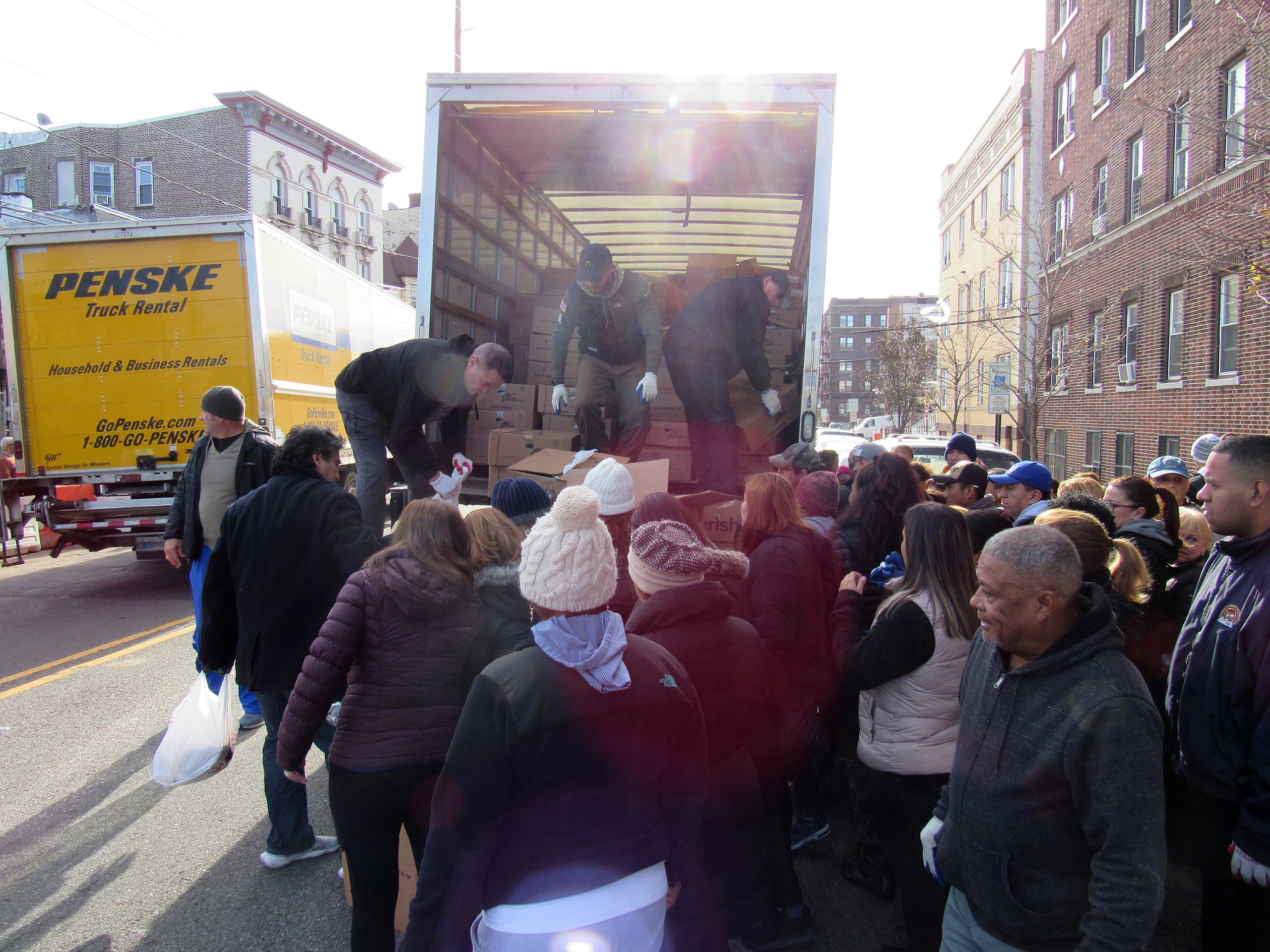 Union City mayor's civic association distributes more than 26,000 ...