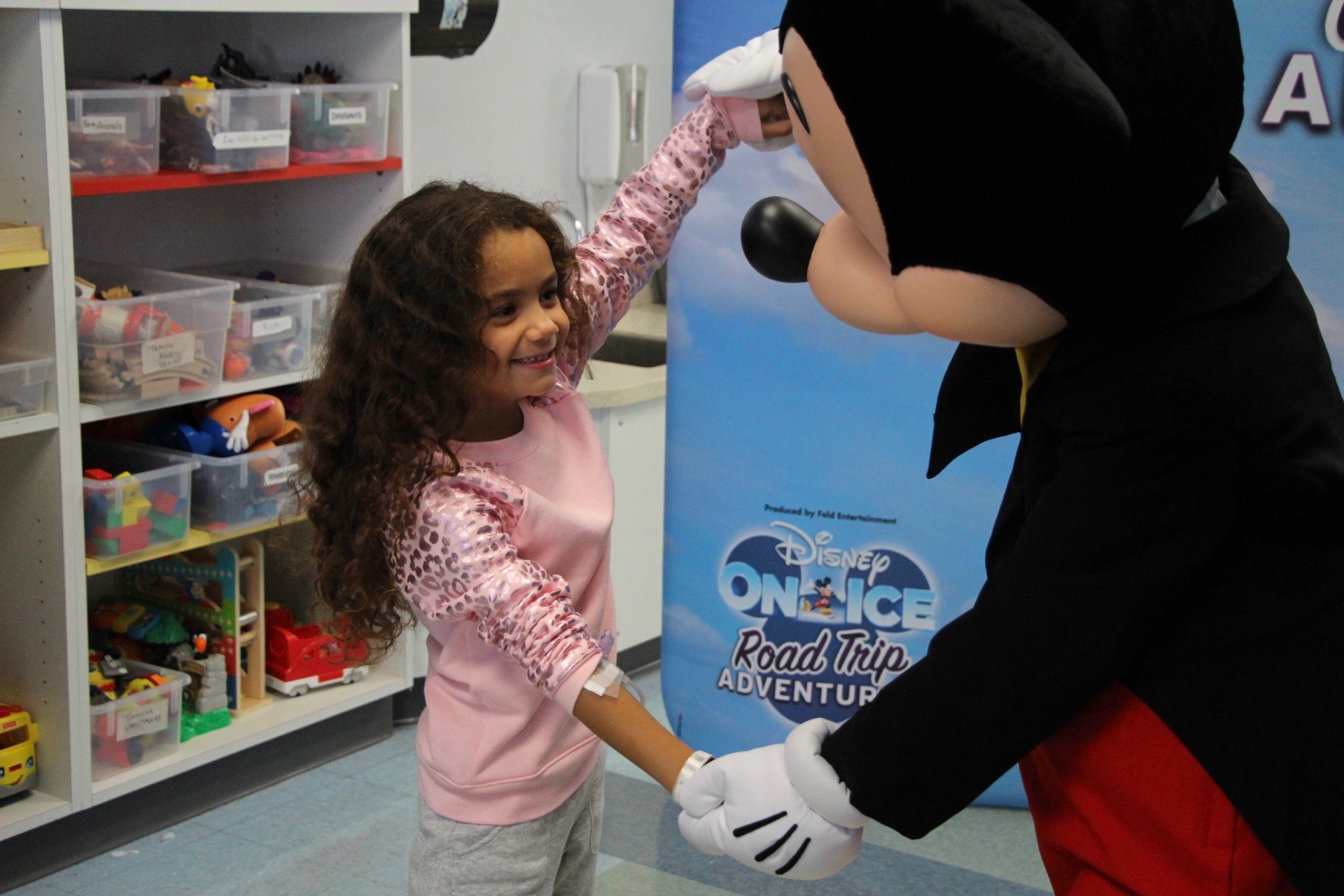'Disney on Ice' stars, including Mickey Mouse, pay a visit to UMass ...