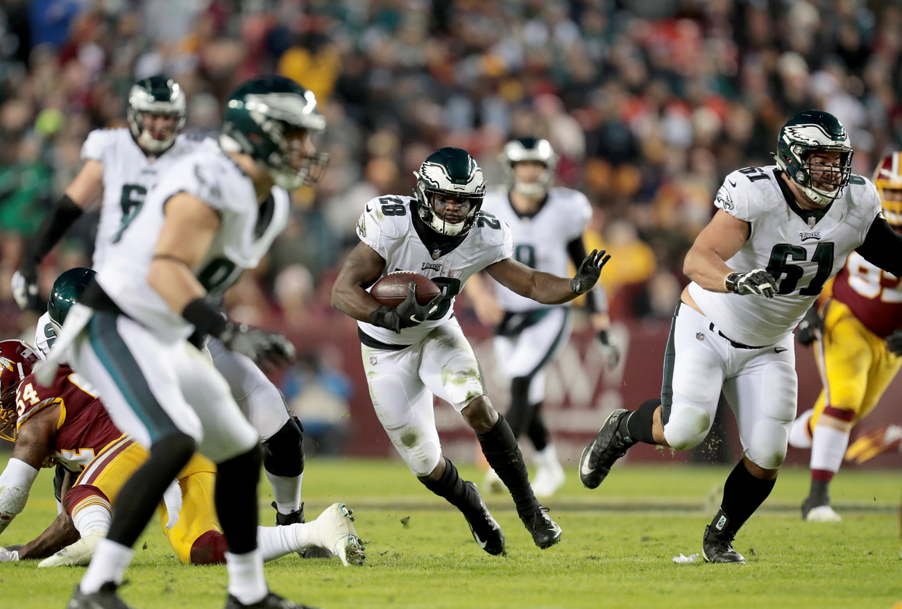 Philadelphia Eagles vs. Washington Redskins at FedEx Field, Dec. 30 ...