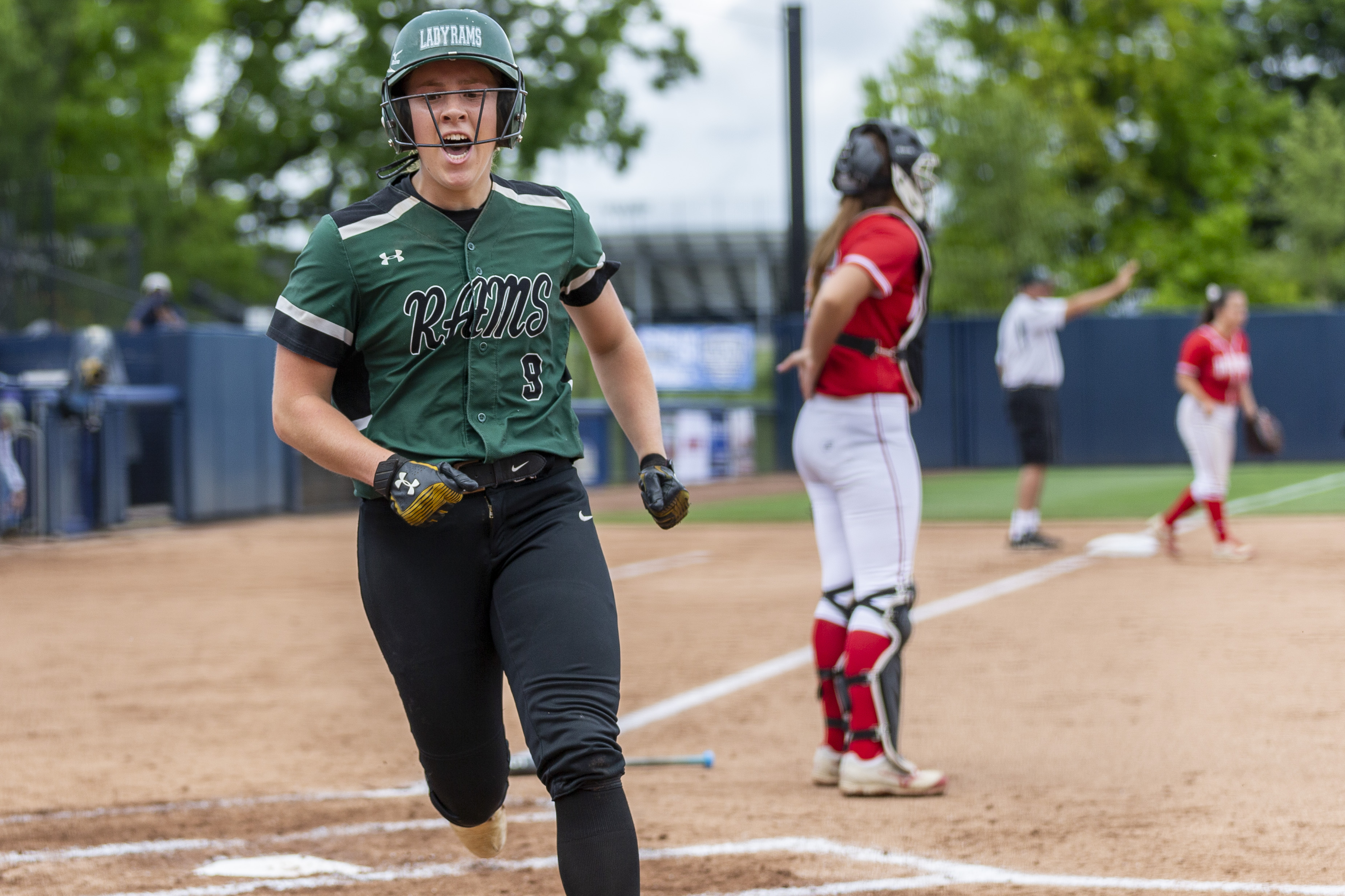 Central Dauphin vs Hazleton in 6A softball championship - pennlive.com