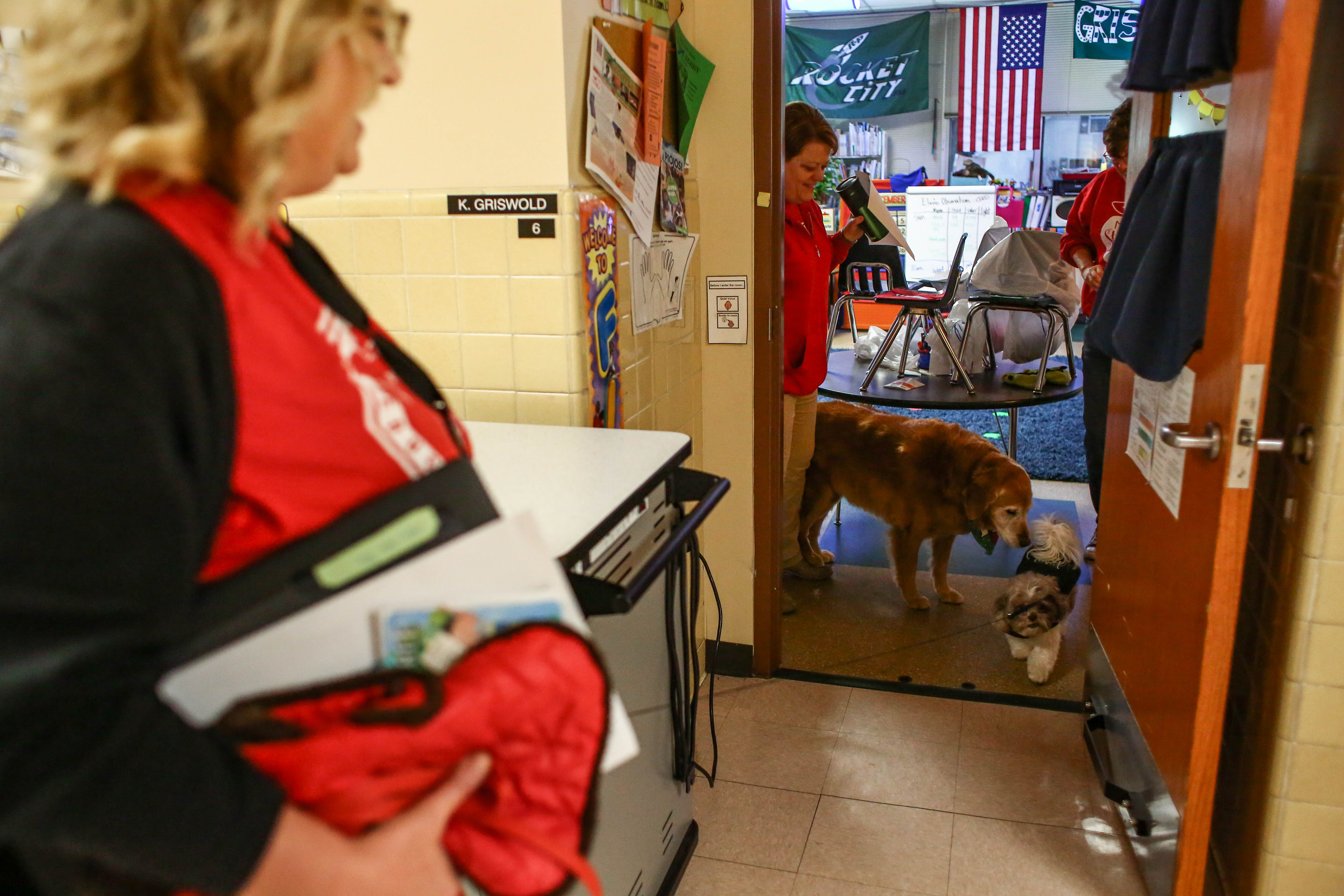 Therapy dog transforms elementary school - mlive.com