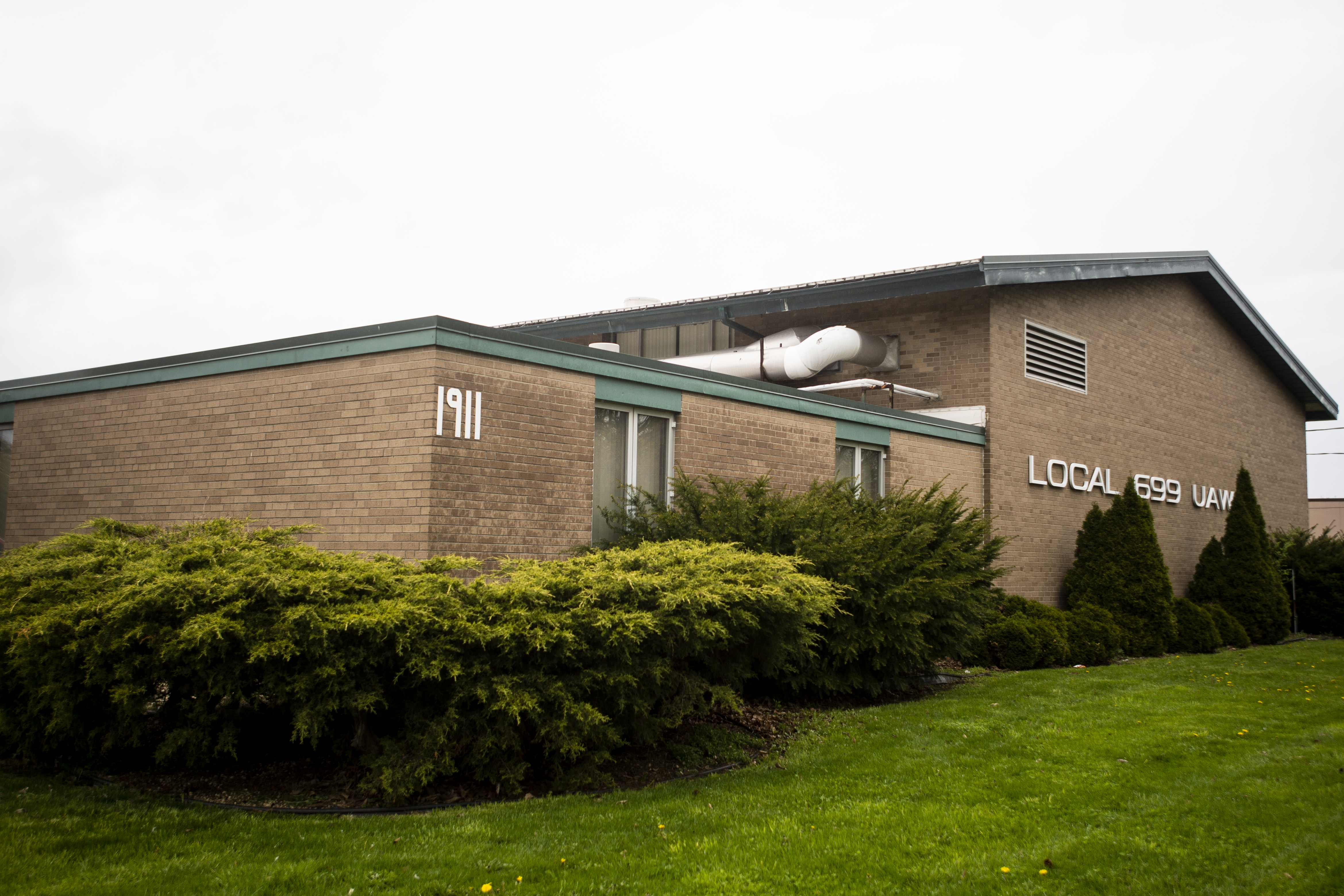 Nexteer UAW enter layoff talks - mlive.com