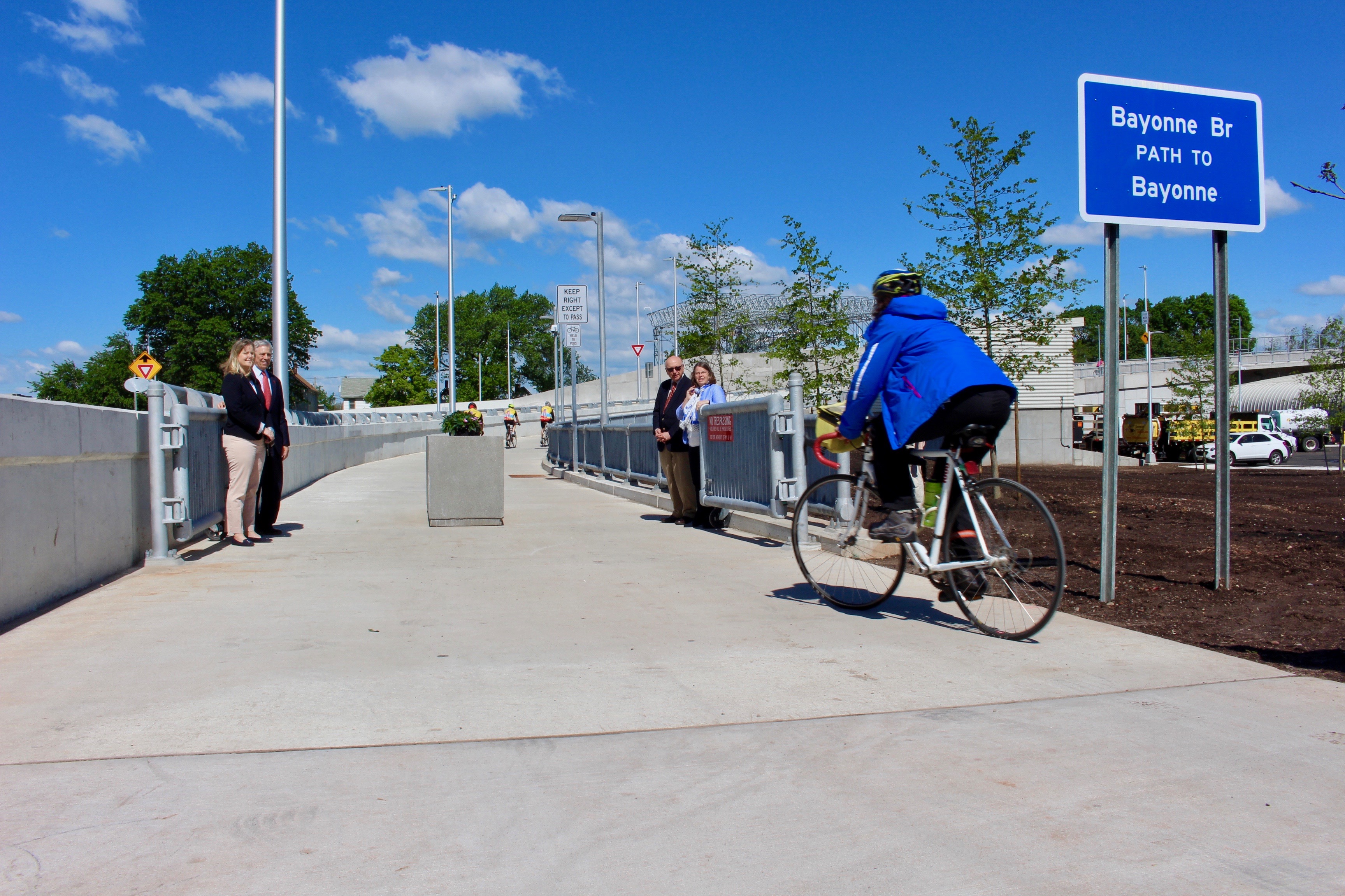Shared use path for bicyclists, pedestrians open on Bayonne Bridge ...