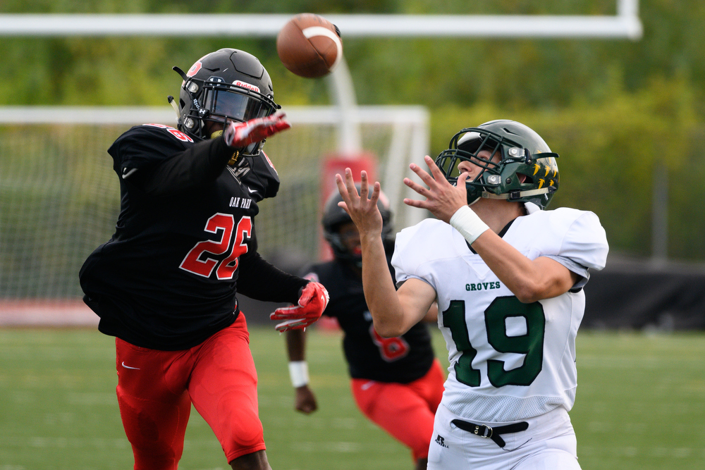 Oak Park vs. Birmingham Groves high school football - mlive.com
