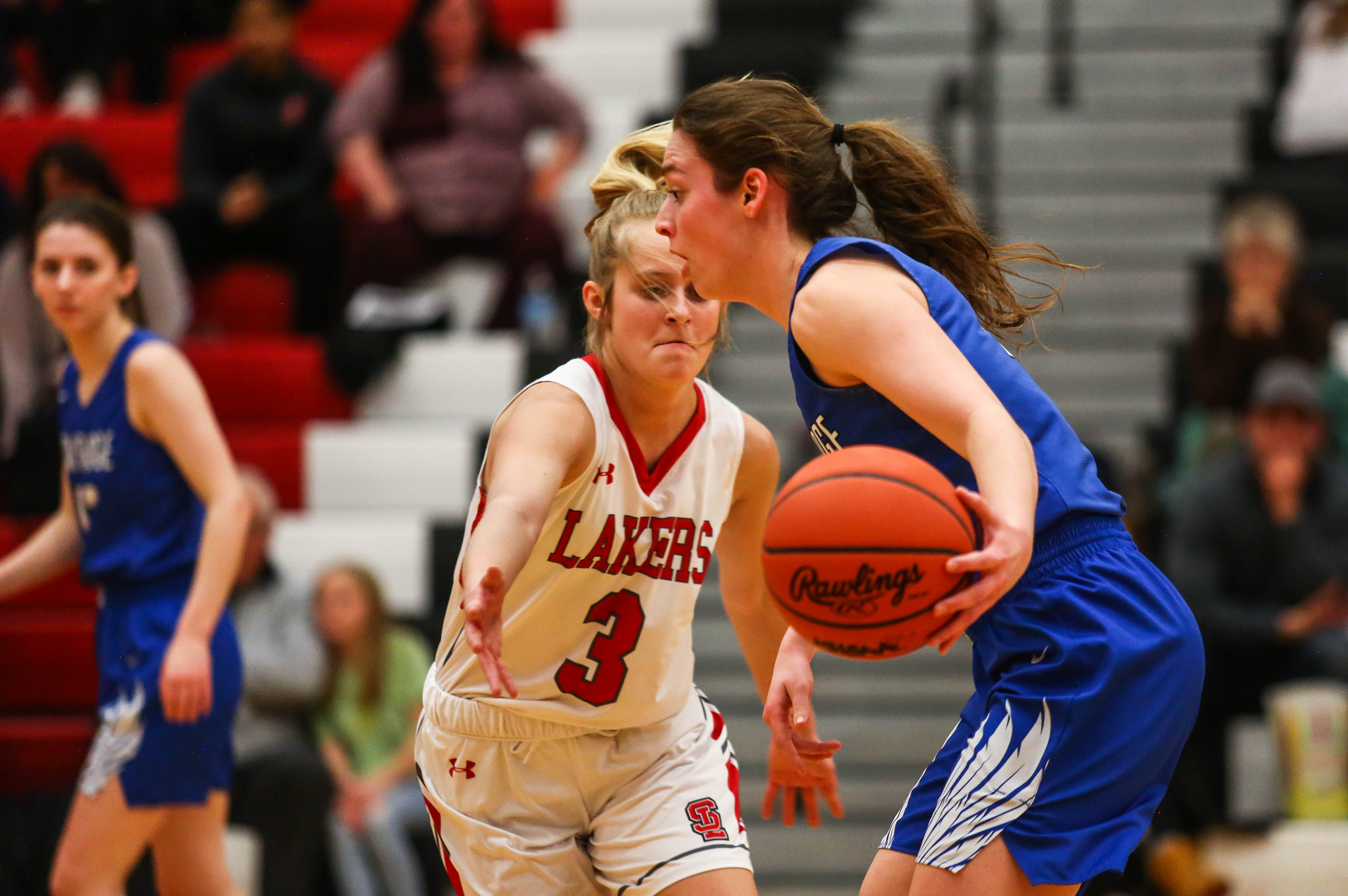 Oakridge defeats Spring Lake in Division 2 district semifinals - mlive.com