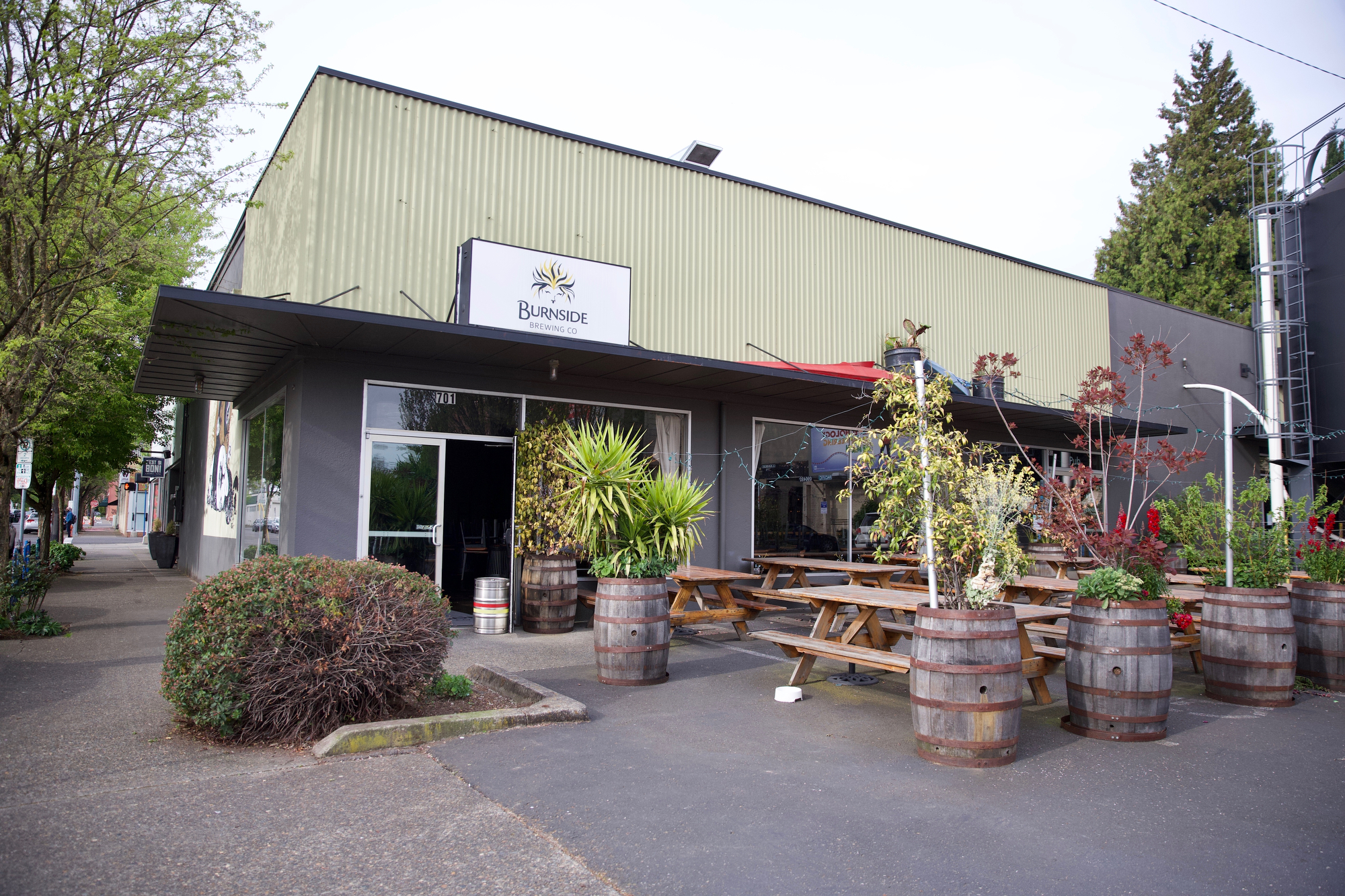 Denmark's Mikkeller Brewery to open PDX beer bar at former Burnside ...