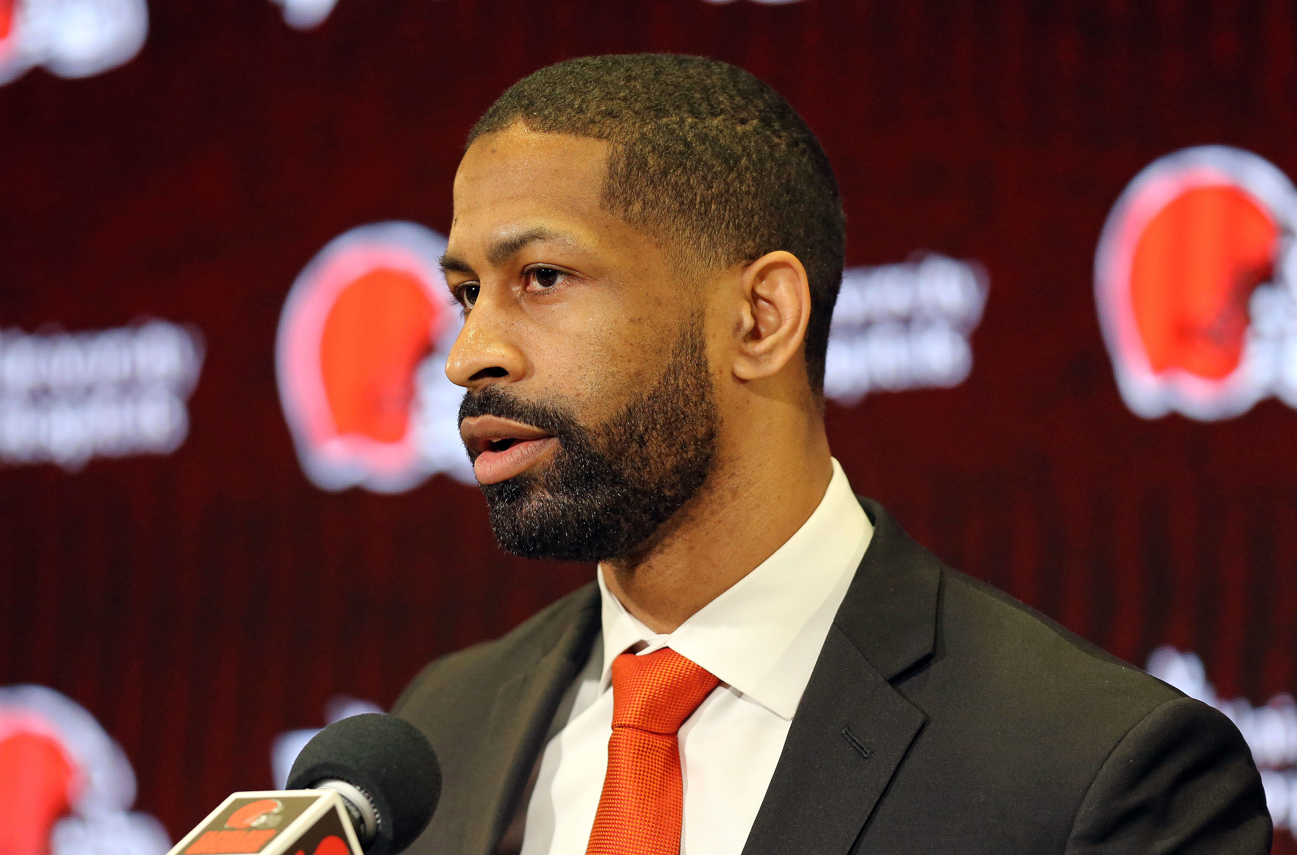 Cleveland Browns introduce Andrew Berry as new general manager ...