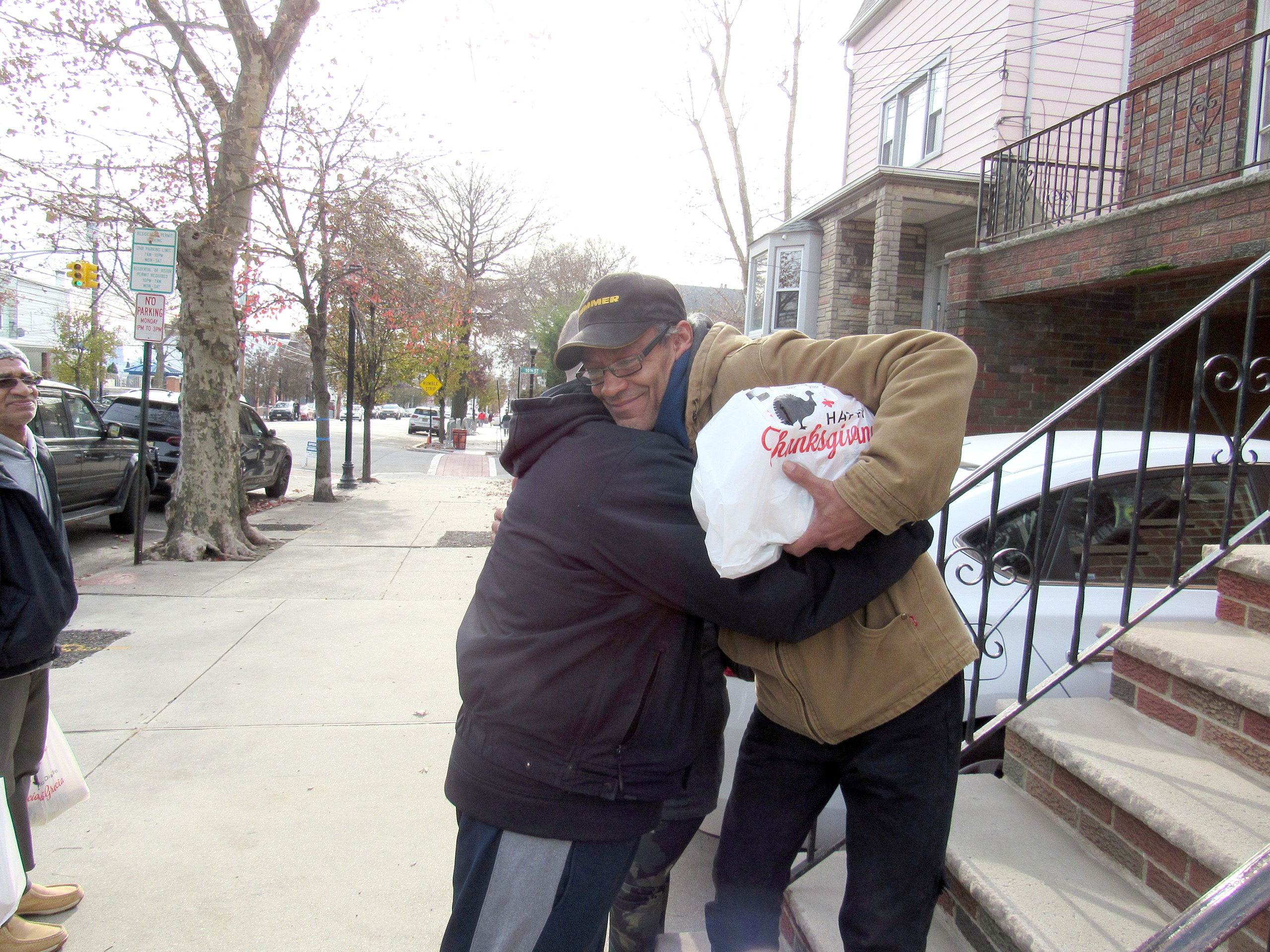 Union City mayor's civic association distributes more than 26,000 ...