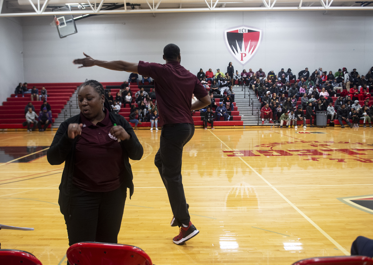 Wayne Memorial vs. Detroit Renaissance girls basketball - mlive.com