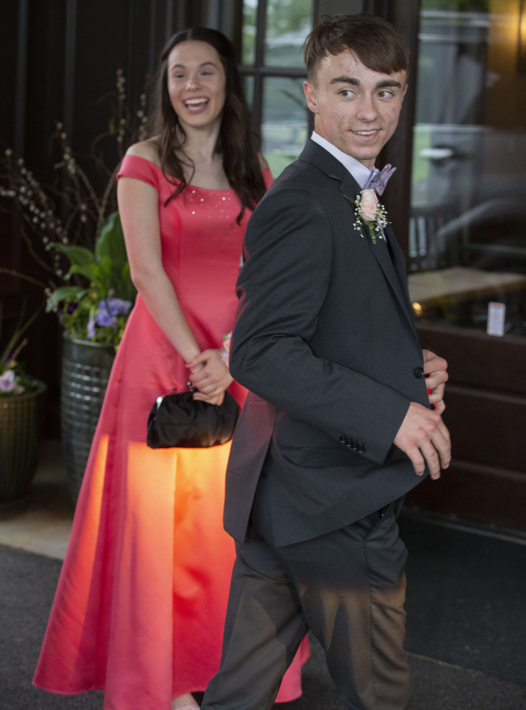 Harrisburg Academy's 2019 Prom - pennlive.com