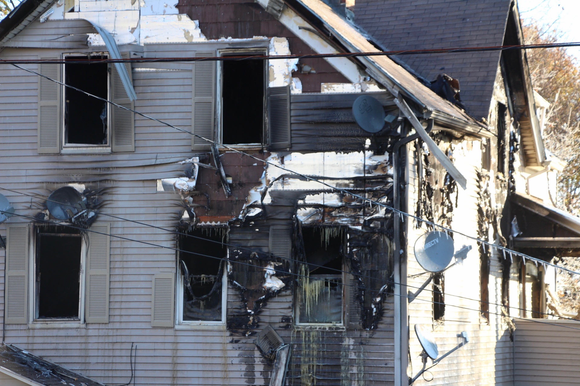 Stockholm Street fire in Worcester claims life of WFD Lt. Jason Menard ...