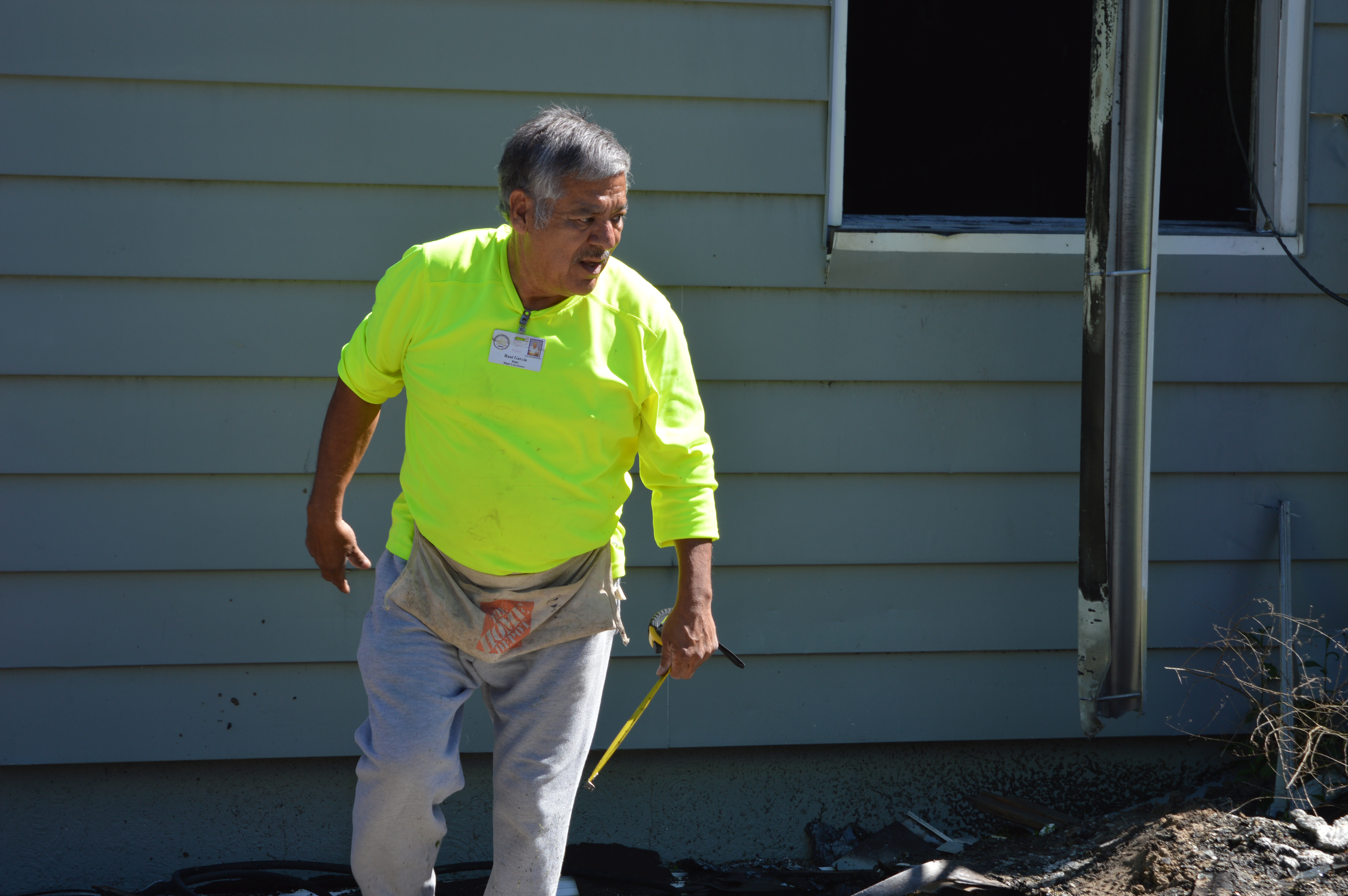 Volunteers help tackle blighted properties in Flint - mlive.com
