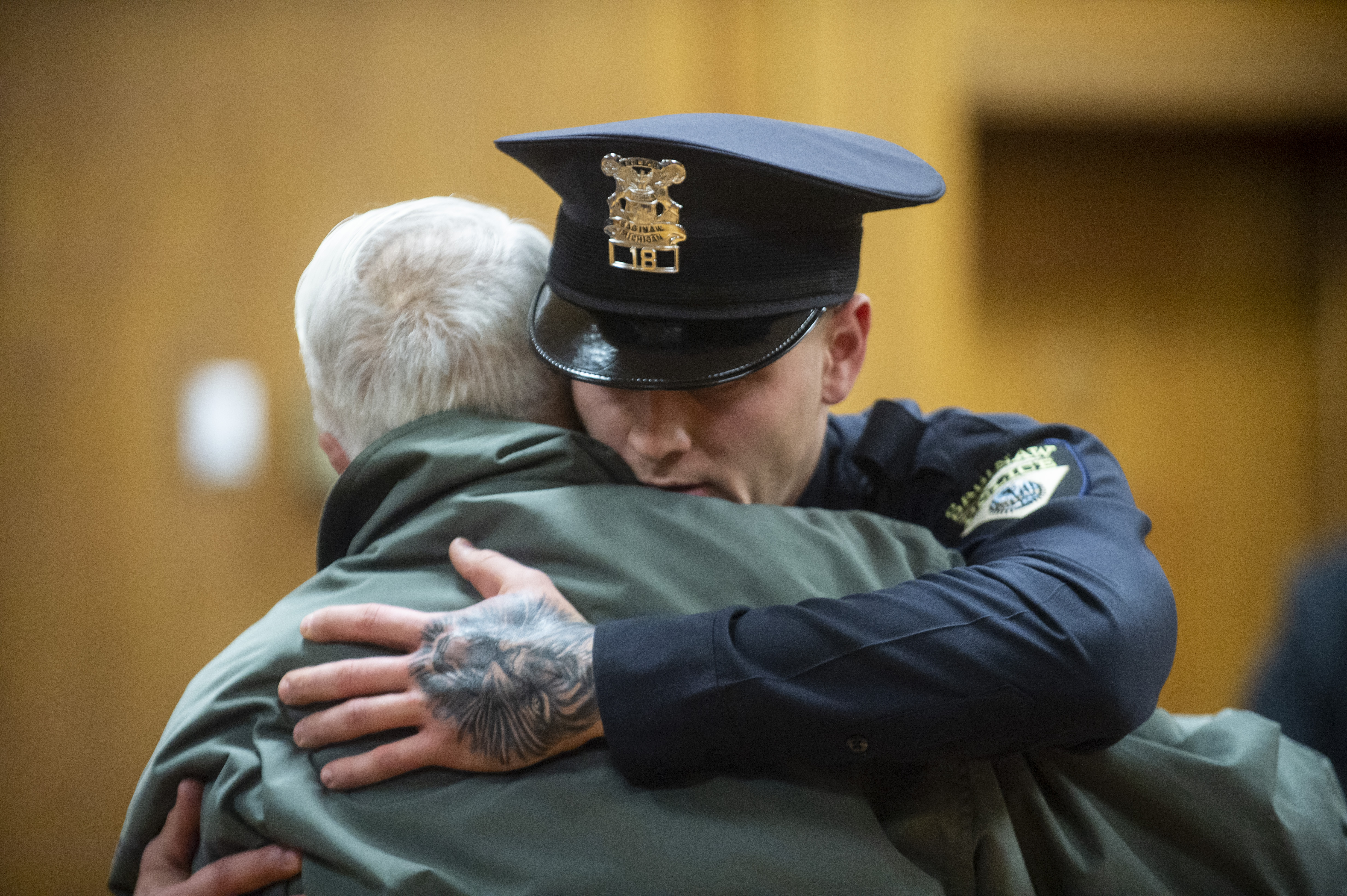 Eight Saginaw police officers are sworn in - mlive.com