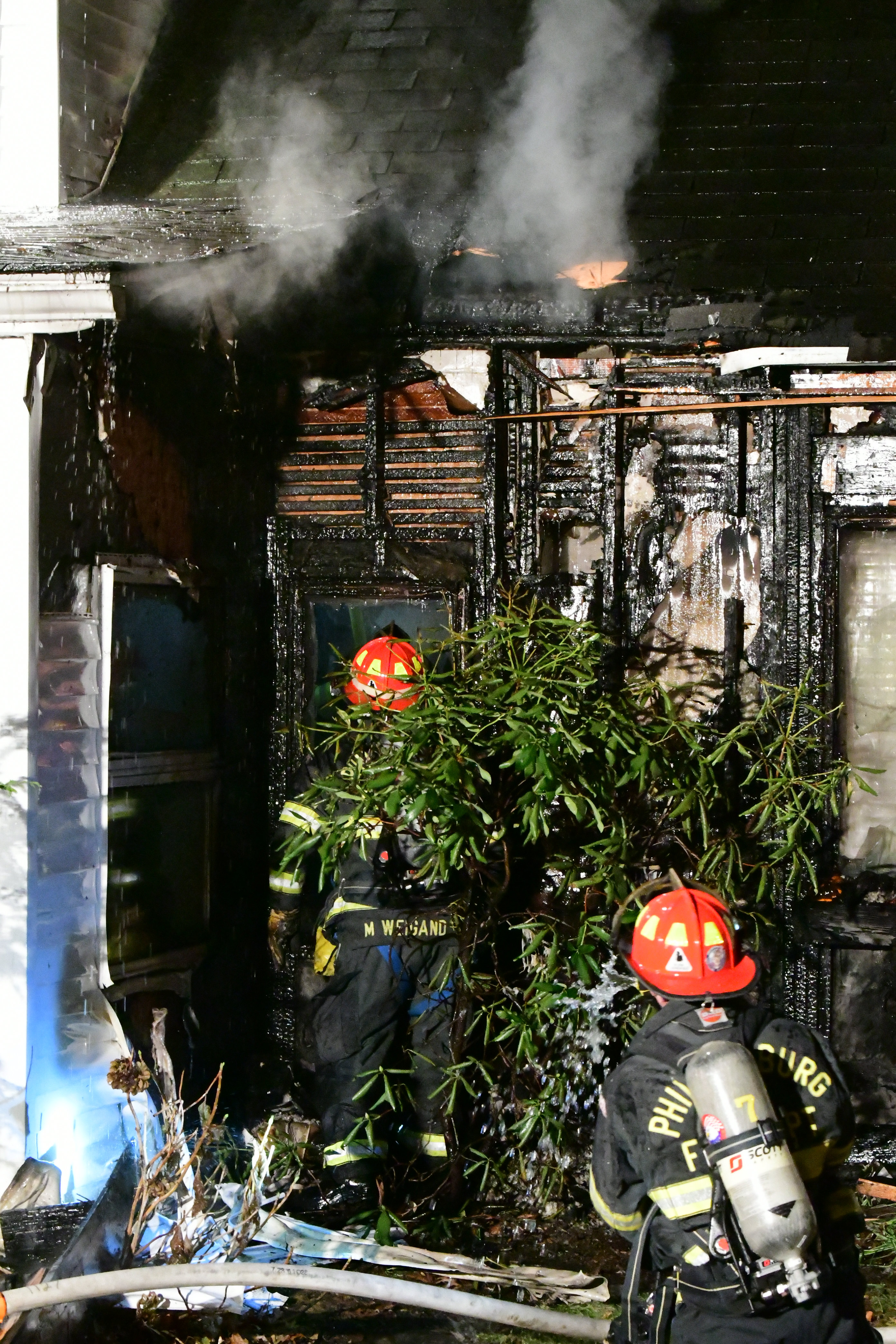 Fire breaks out at 720 Metz St., Phillipsburg - lehighvalleylive.com