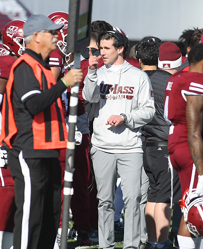 UMass Football vs Liberty 11/2/19 - masslive.com