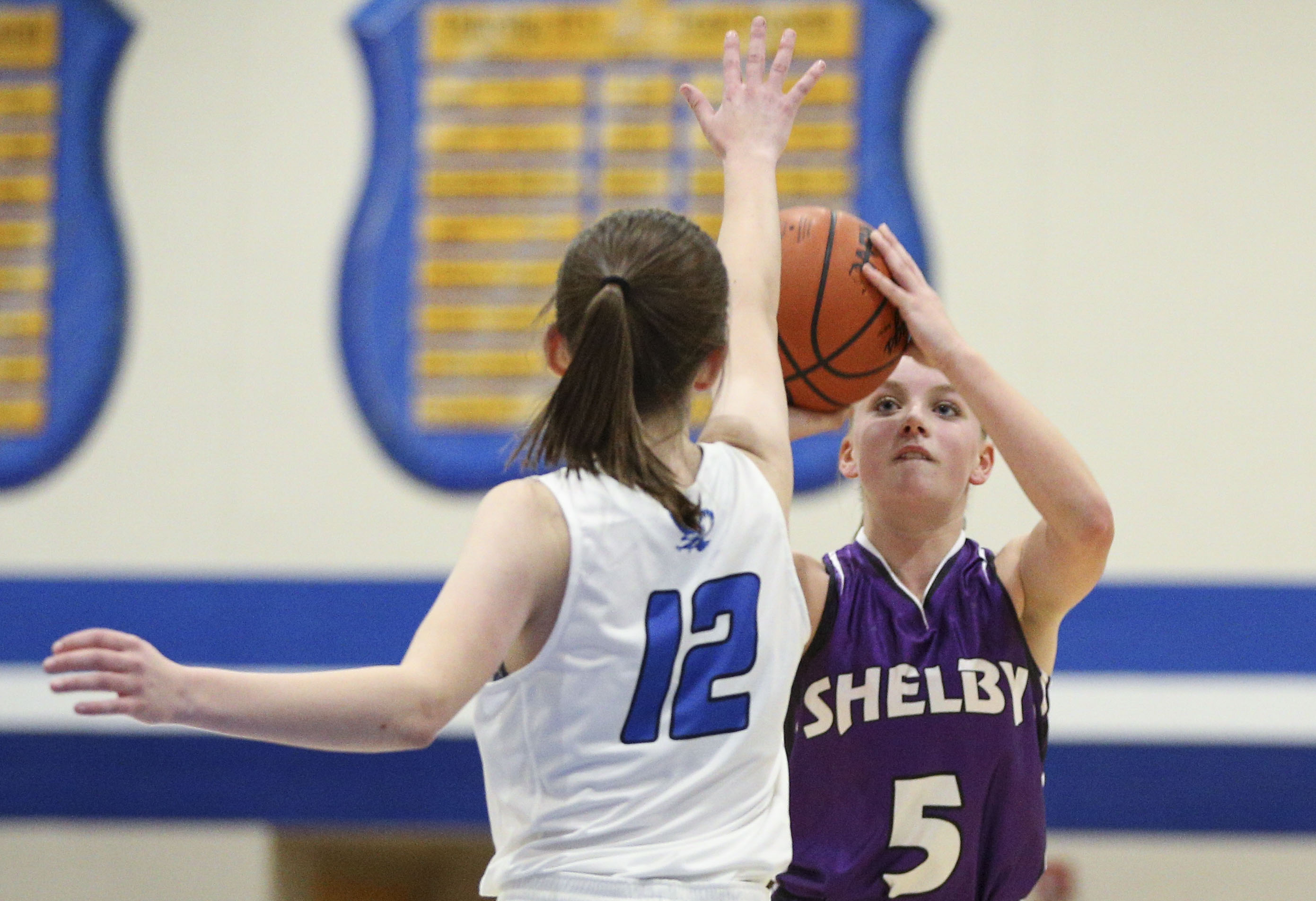 Oakridge girls basketball beats Shelby 40-23 - mlive.com