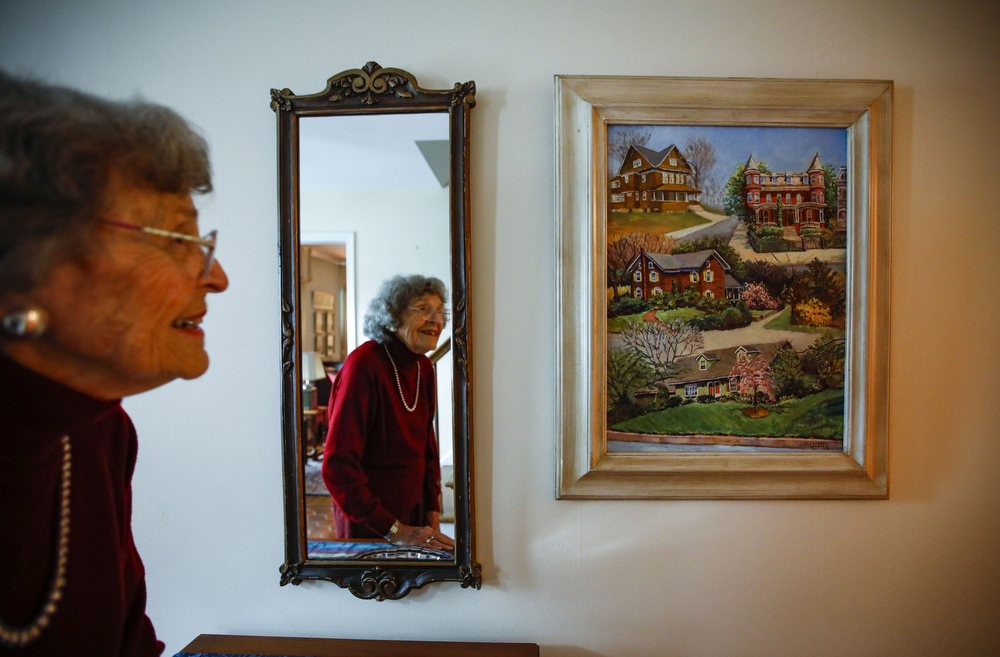 99 year-old artist Edith Roeder - lehighvalleylive.com