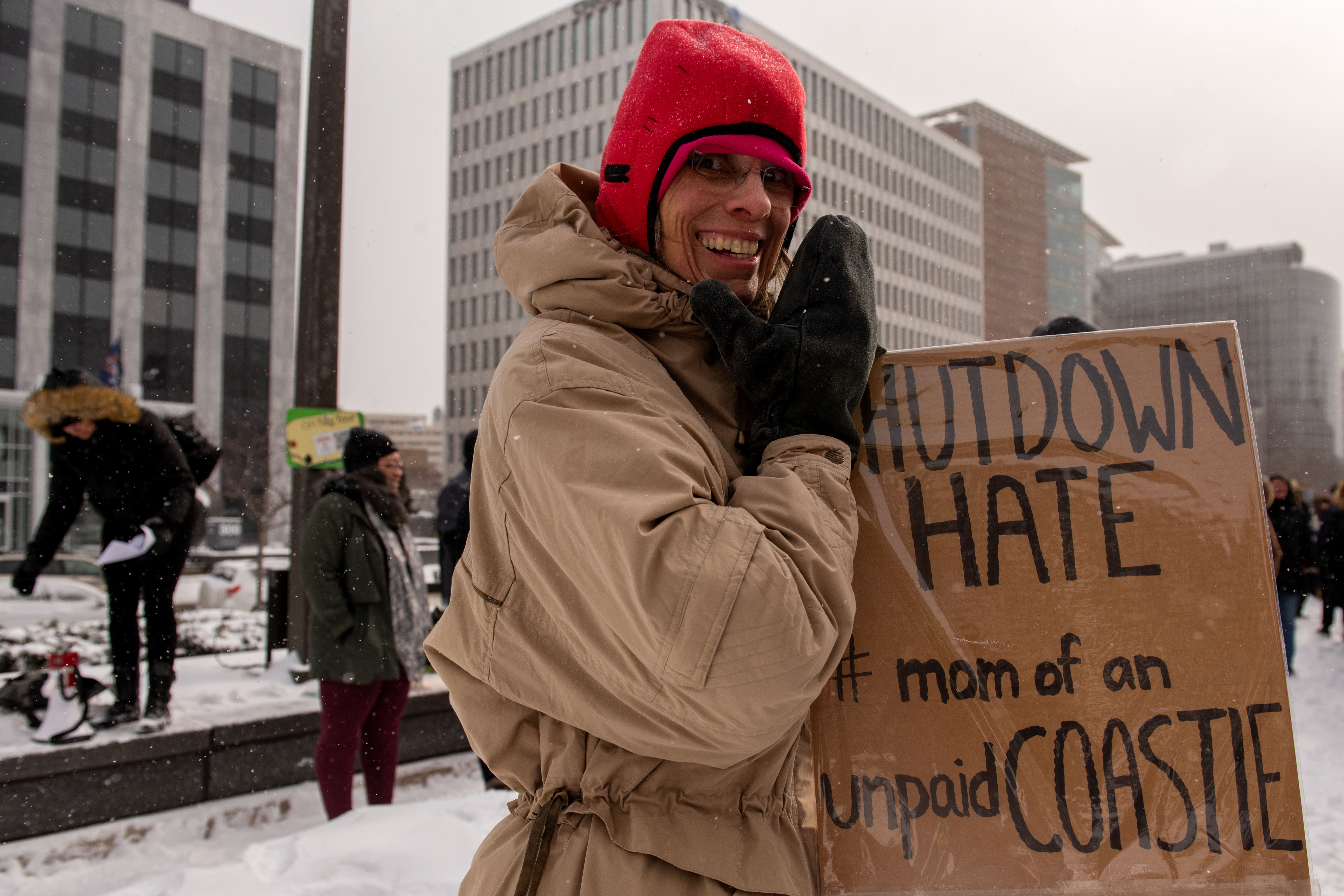 Allies come together at Calder Plaza for Women's March in Grand Rapids ...