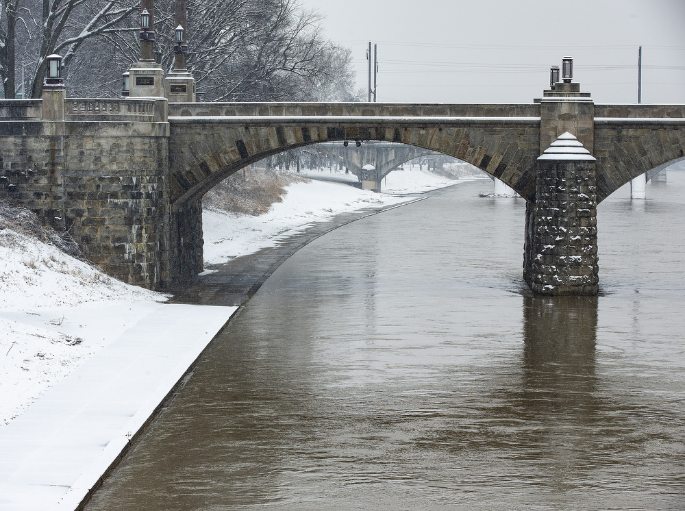 Snow falls in Central PA, Feb. 11, 2019 - pennlive.com