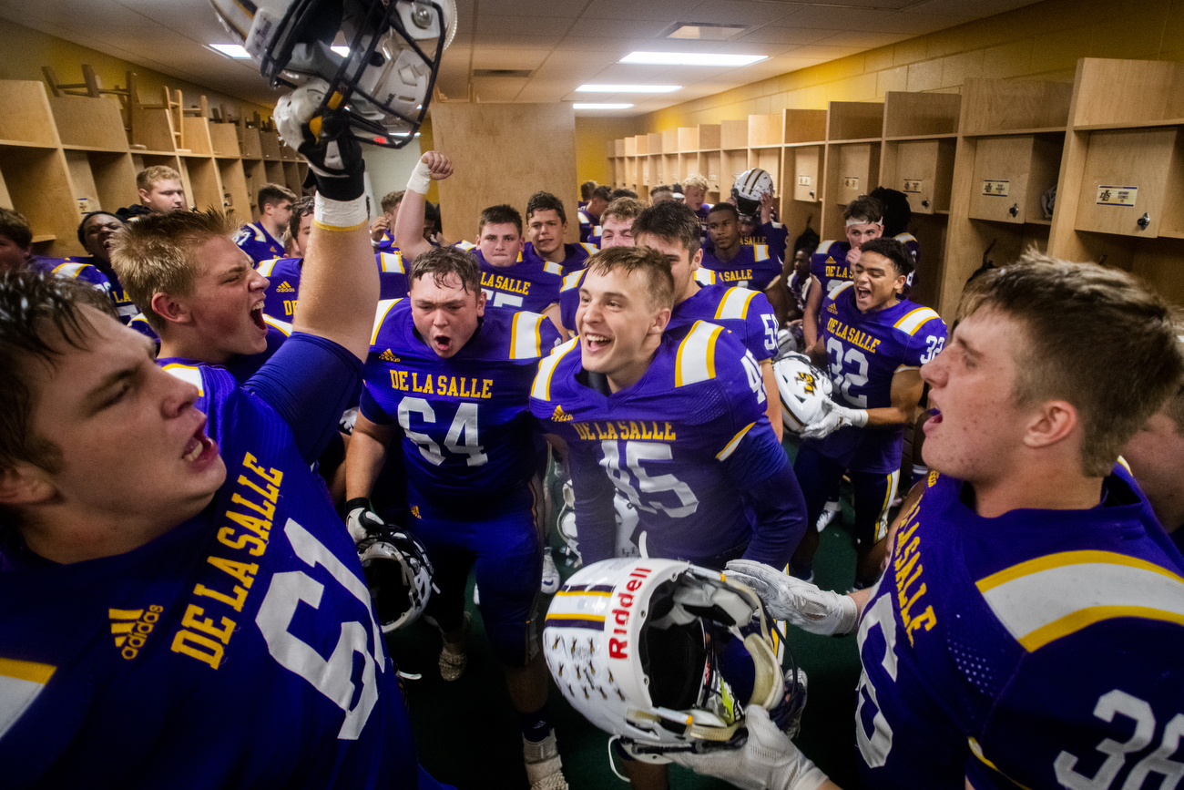 Warren De La Salle football defeats Davison 22-0 in Week 7 - mlive.com