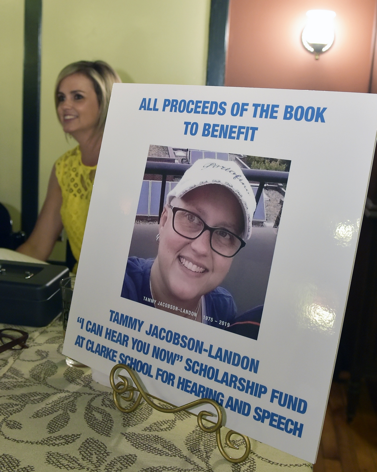 American Hockey League Hall of Fame member Bruce Landon stages book ...