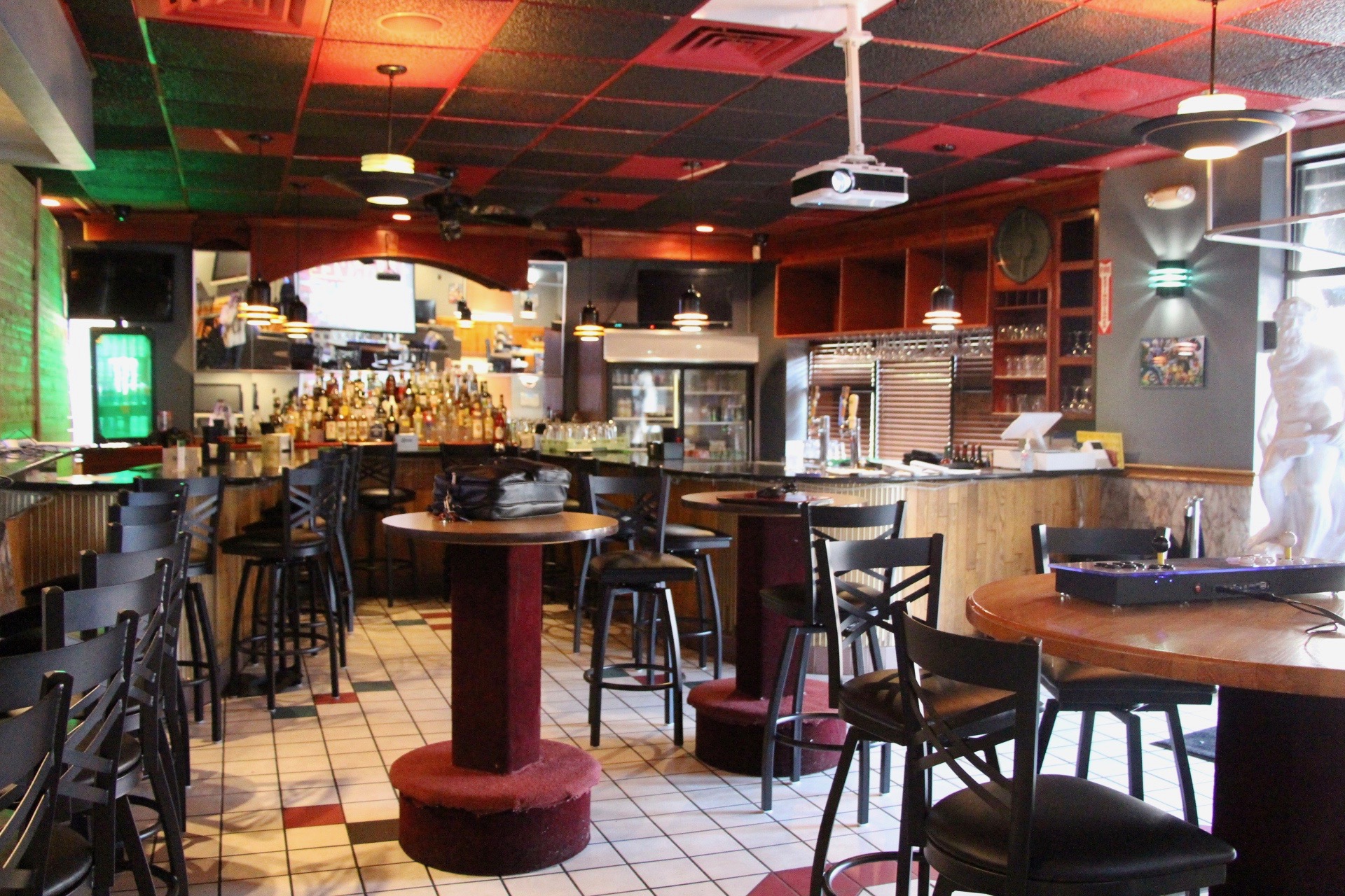 Take a look inside Savepoint Tavern, Worcester's first video game bar - masslive.com