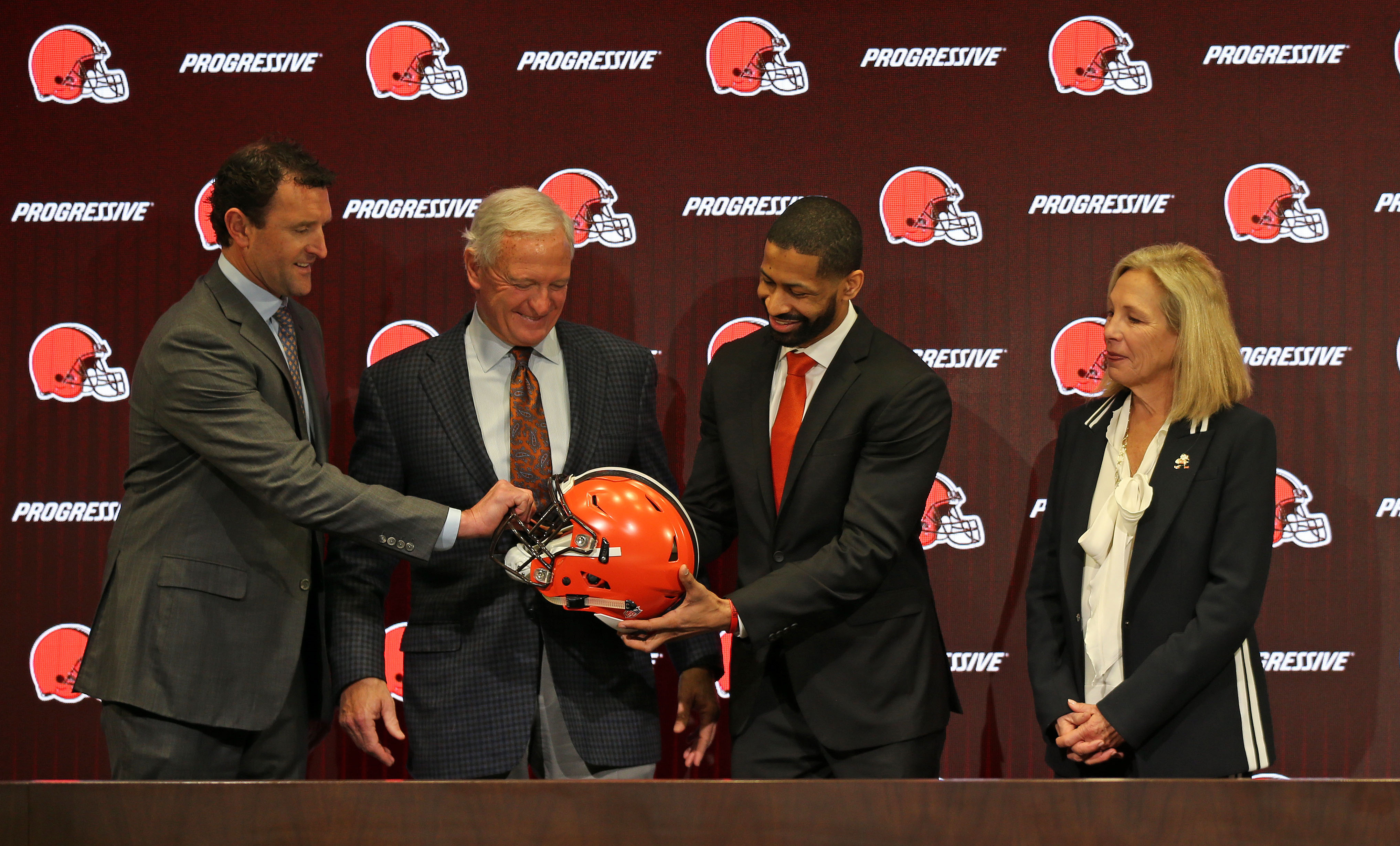 Cleveland Browns introduce Andrew Berry as new general manager ...