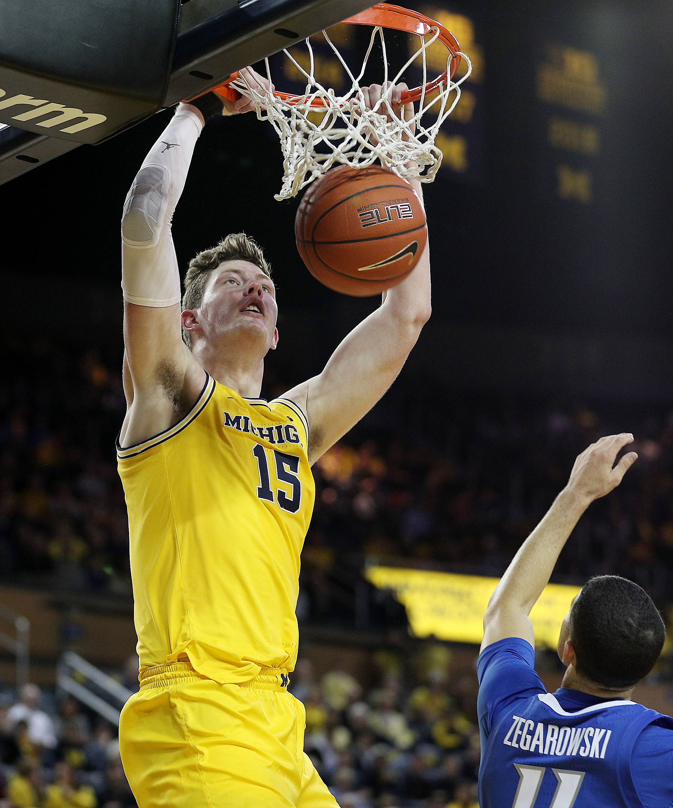 College basketball: Michigan vs. Creighton - November 12, 2019 - mlive.com