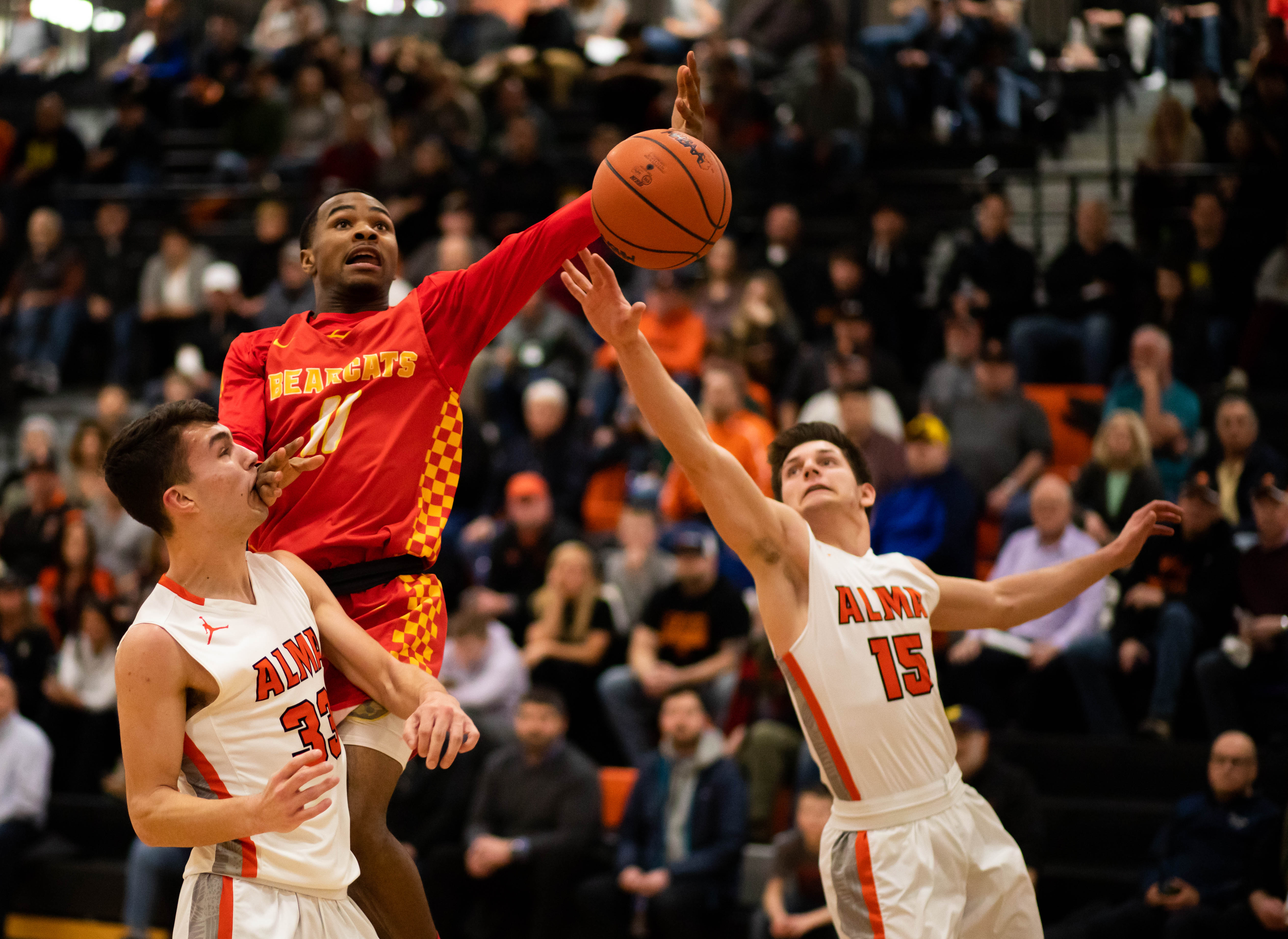 Alma High School beats Bridgeport to advance in Michigan high school ...