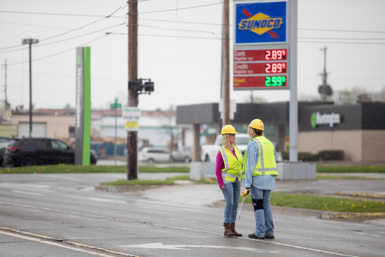 Police shut down portion of Dort Highway due to gas leak - mlive.com