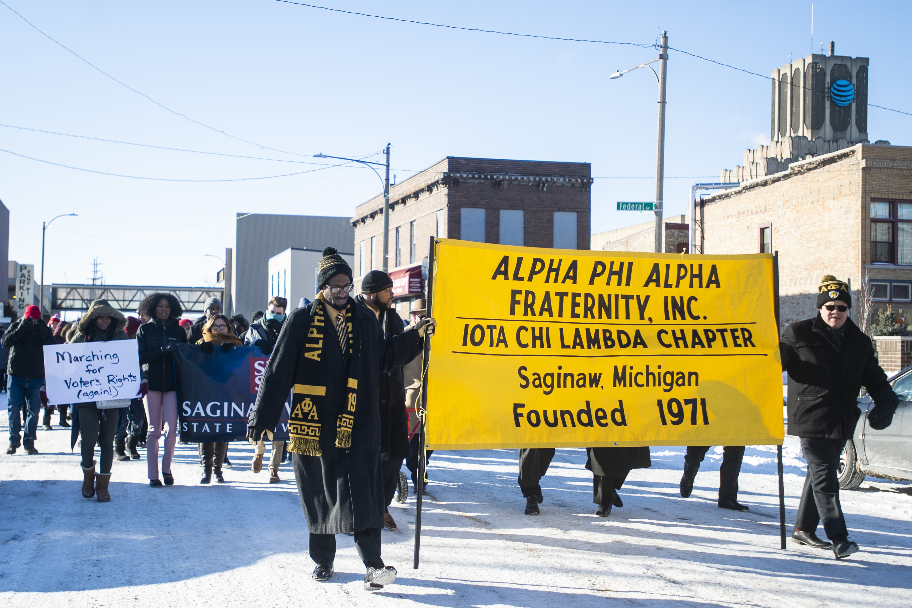 Martin Luther King Jr. unity marchers tough out the frigid temperatures ...