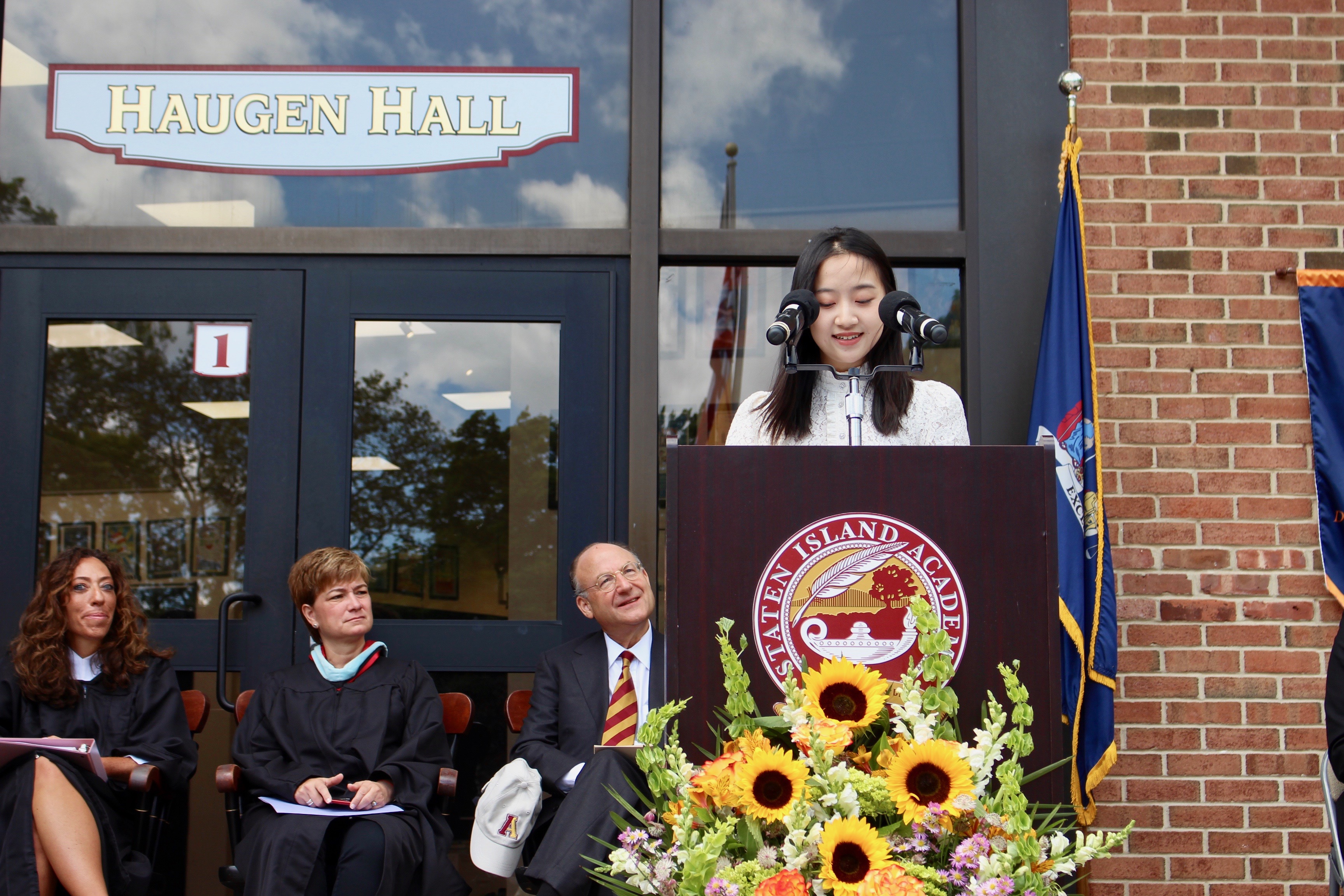 Staten Island Academy's 131st annual commencement ceremony - silive.com