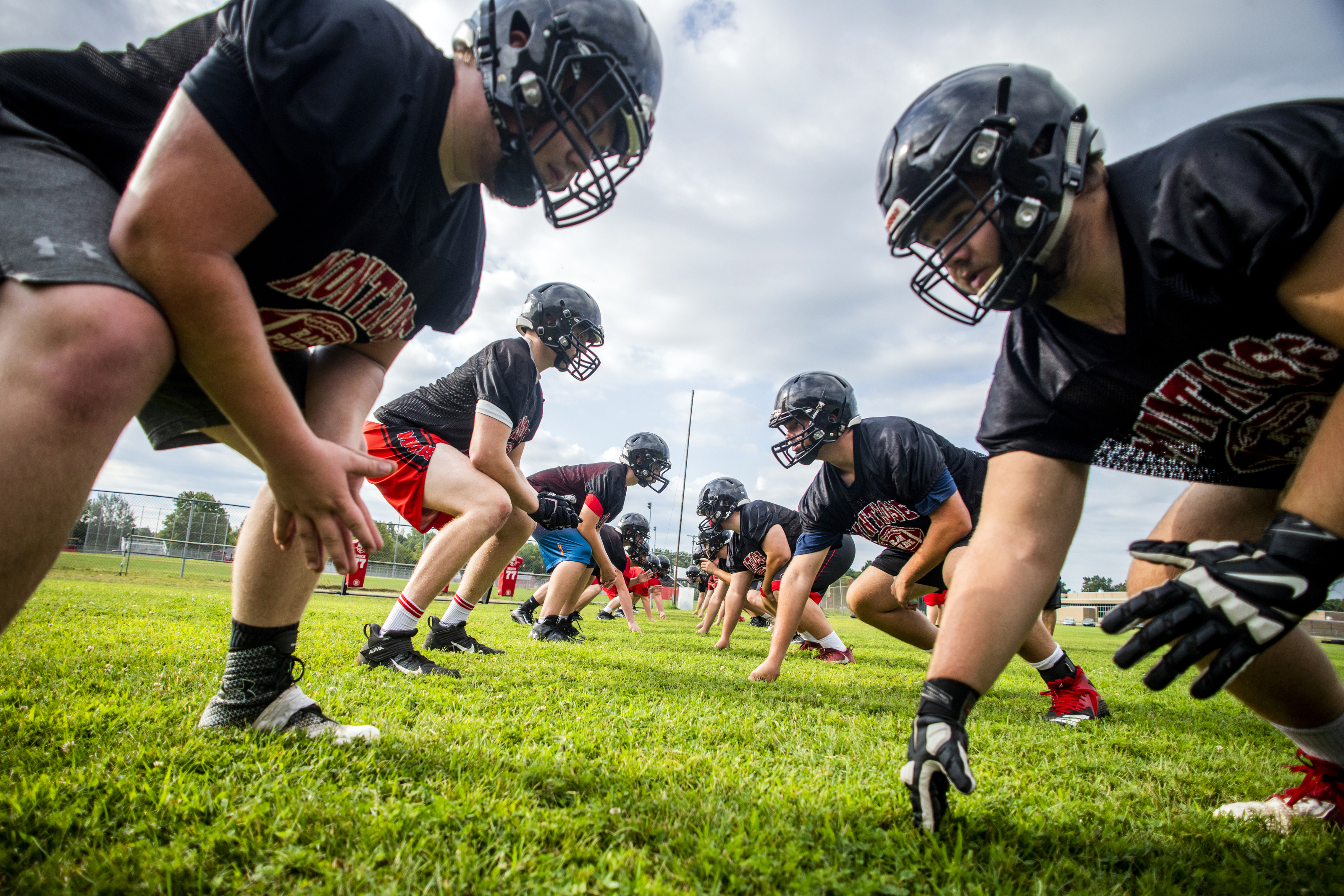 Montrose digs deep, builds strength at first 2019 football practice ...