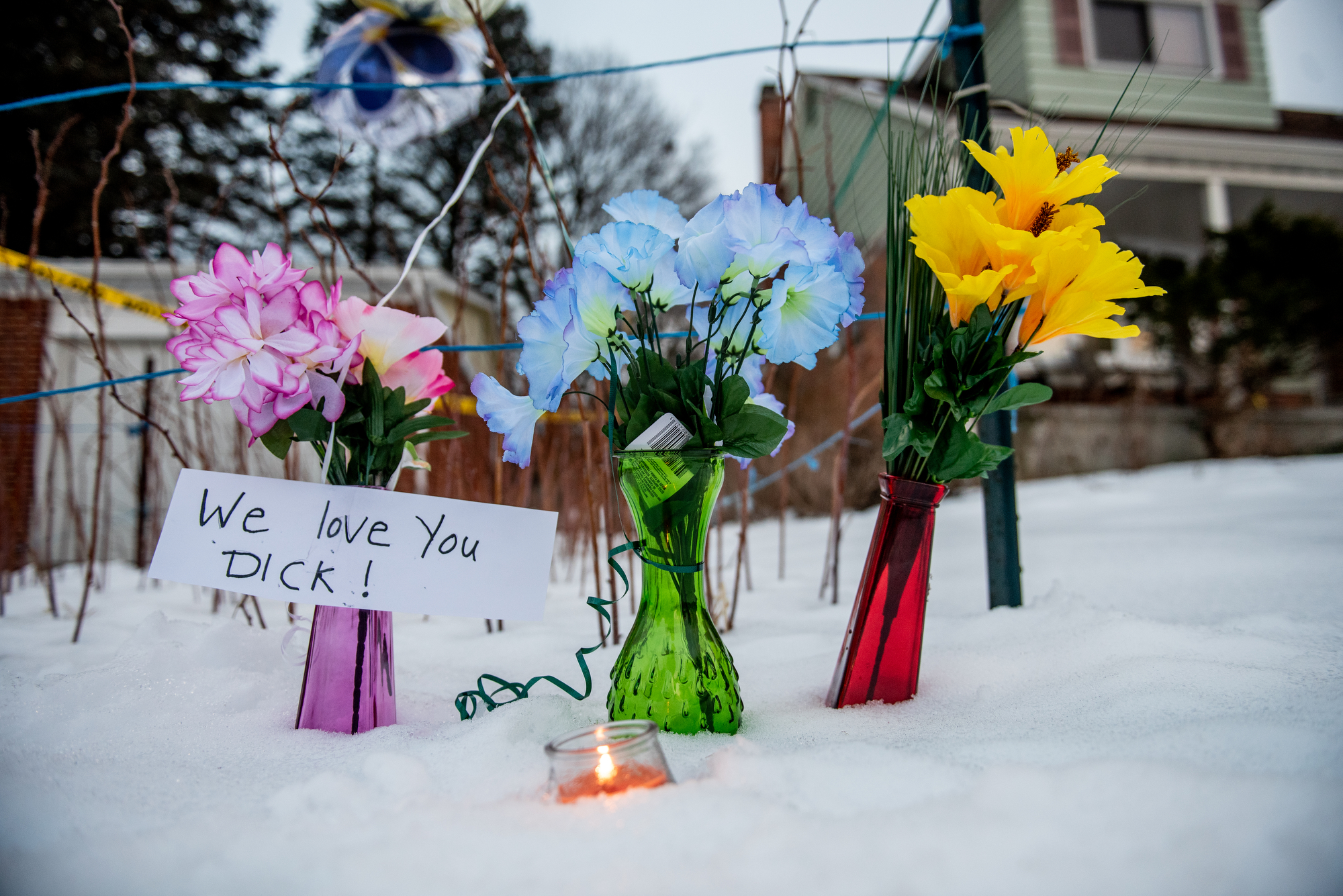 Neighbors pay respects to Richard Fortune - mlive.com