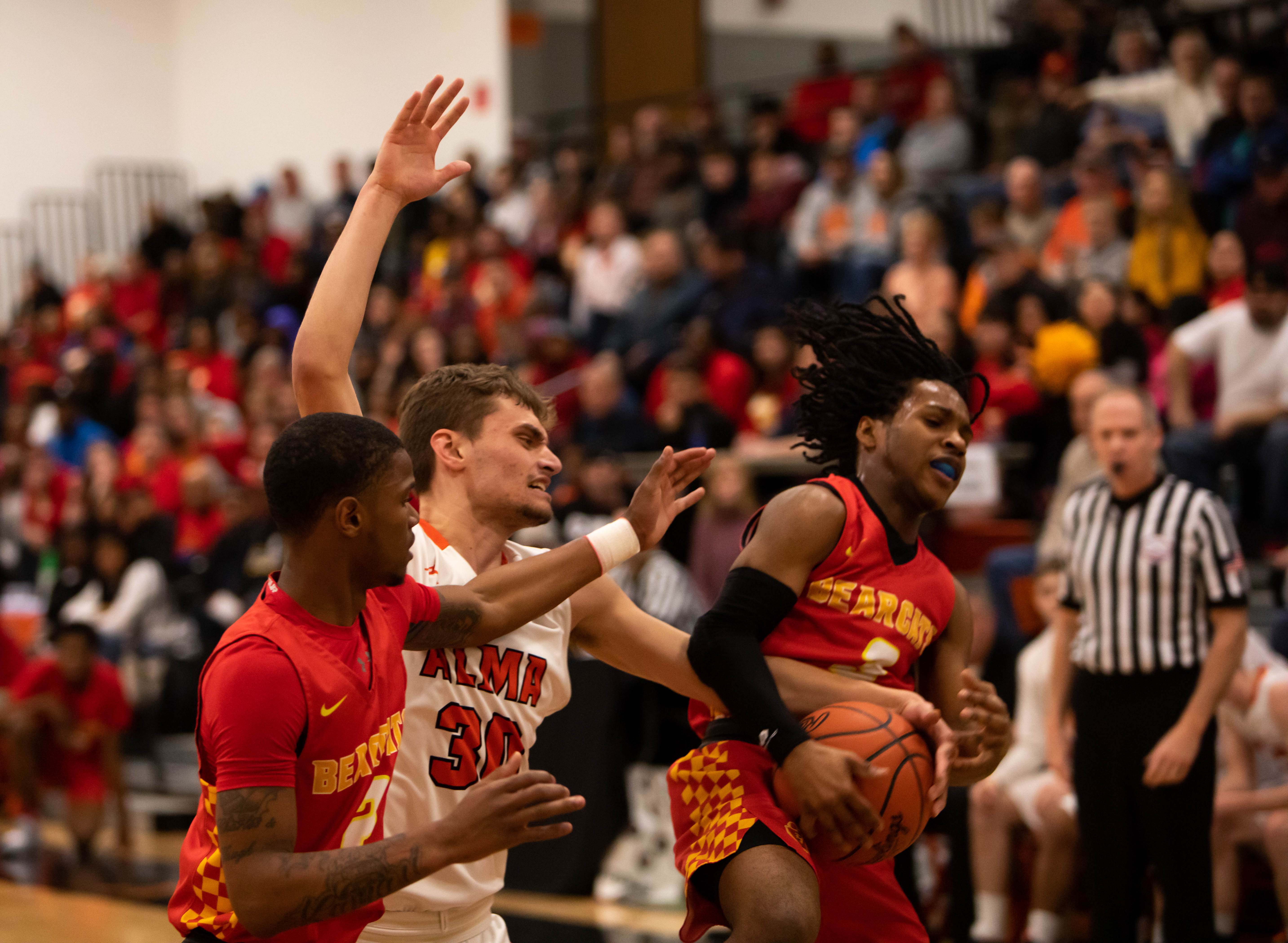 Alma High School beats Bridgeport to advance in Michigan high school ...