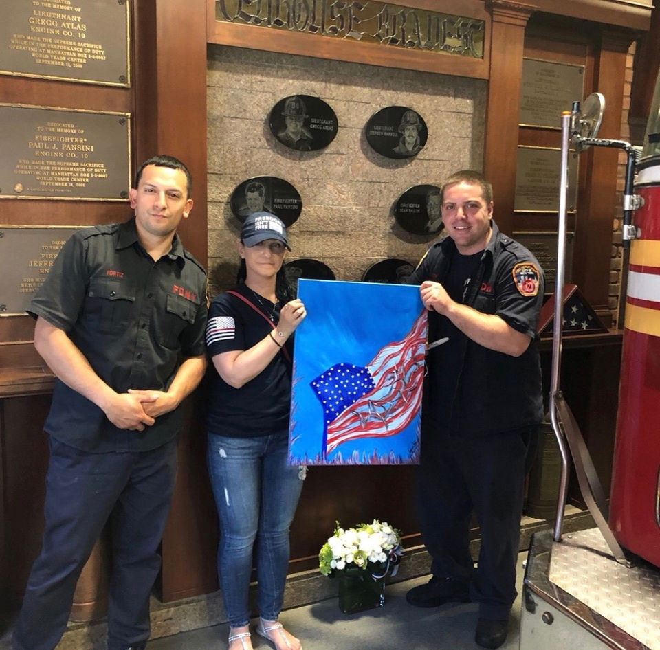 Grant City artist donates work to FDNY, hospitals & veterans - silive.com
