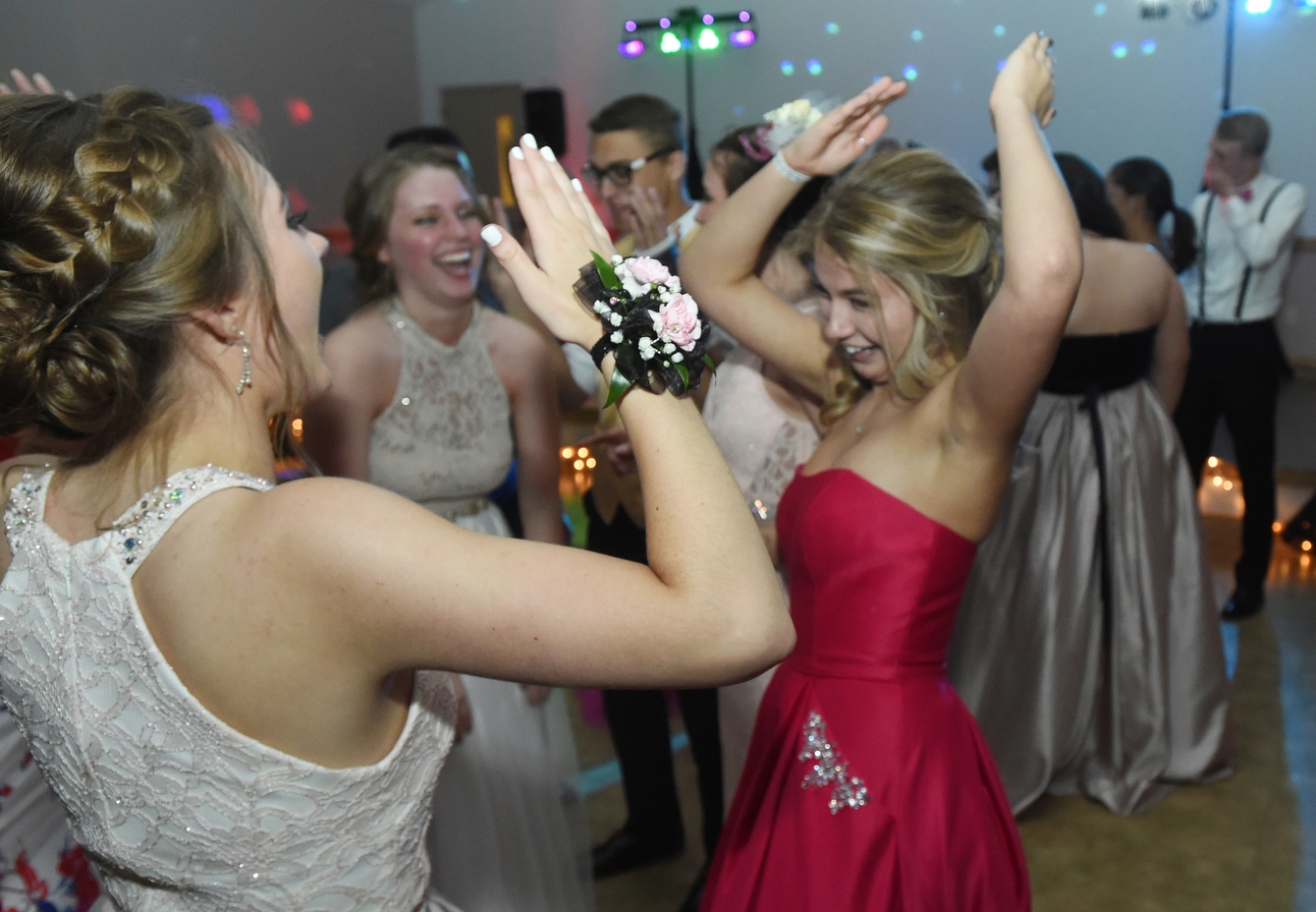 Vandercook Lake High School prom 2018 - mlive.com