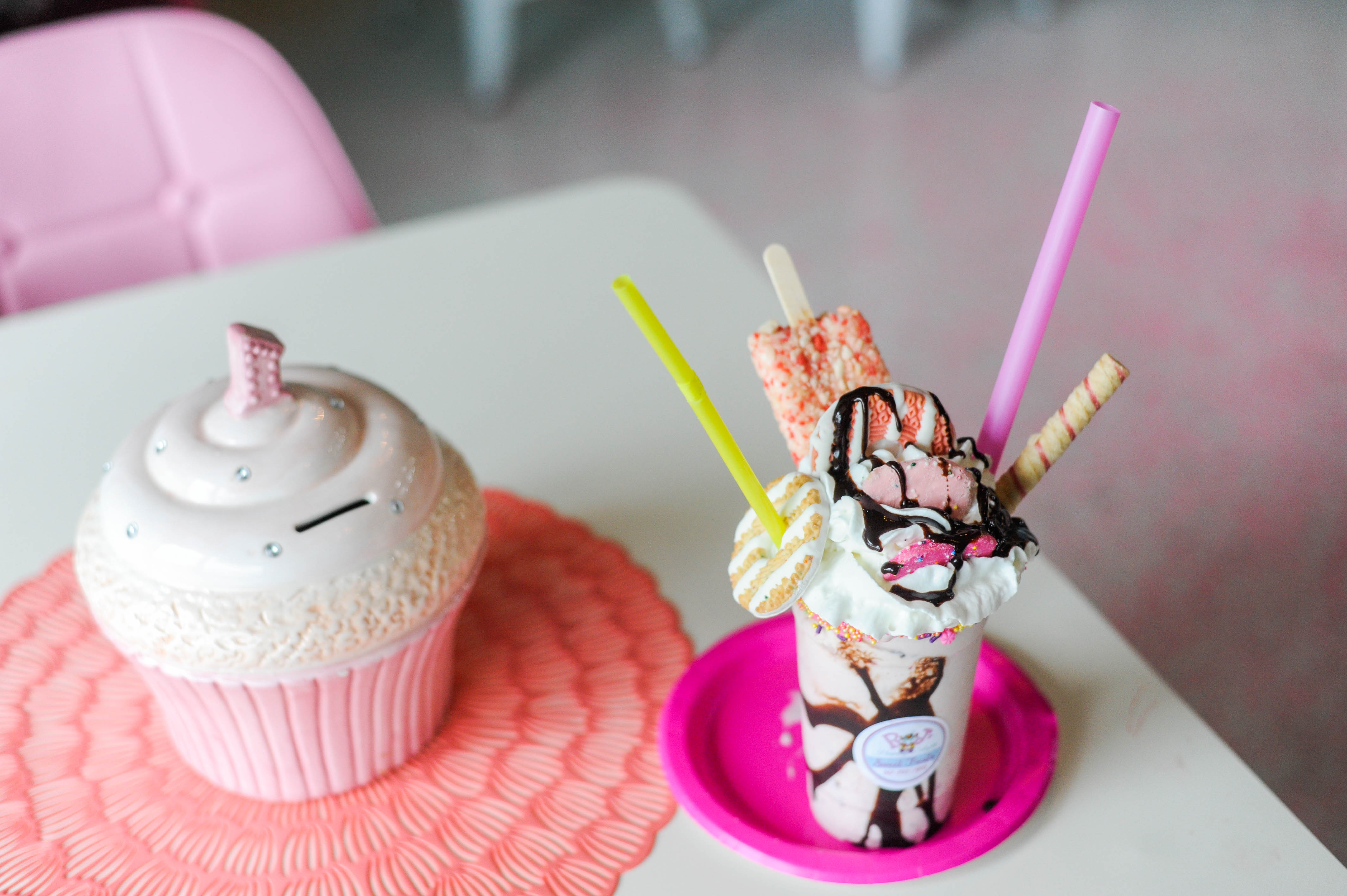 R.J.'s Heavenly Delights opens new location, offers 'crazy shakes ...